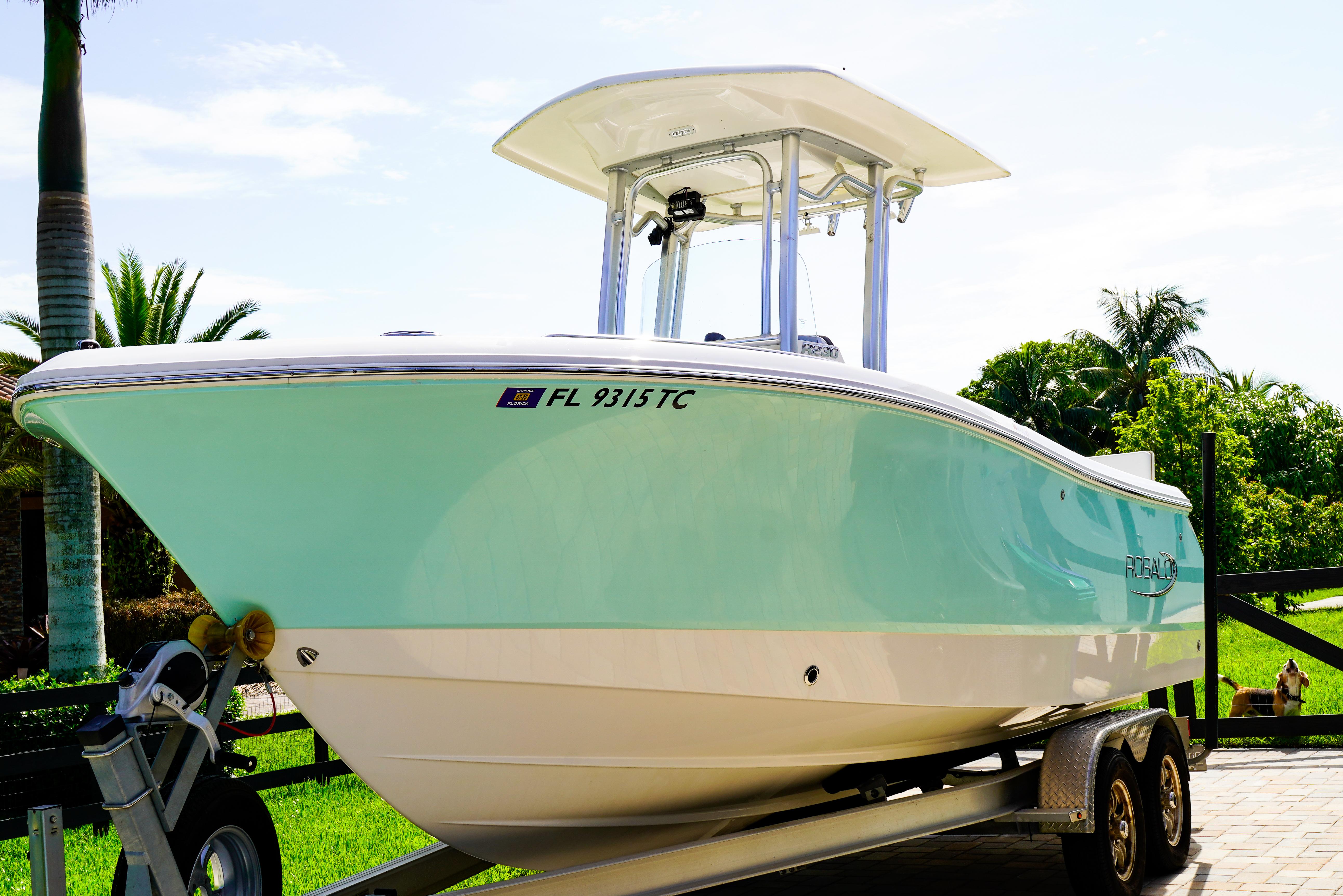 2022 Robalo R230 Center Console Center Console for sale - YachtWorld