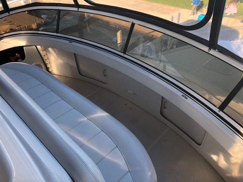 2001 Carver 356 Motor Yacht - Weber Yachts