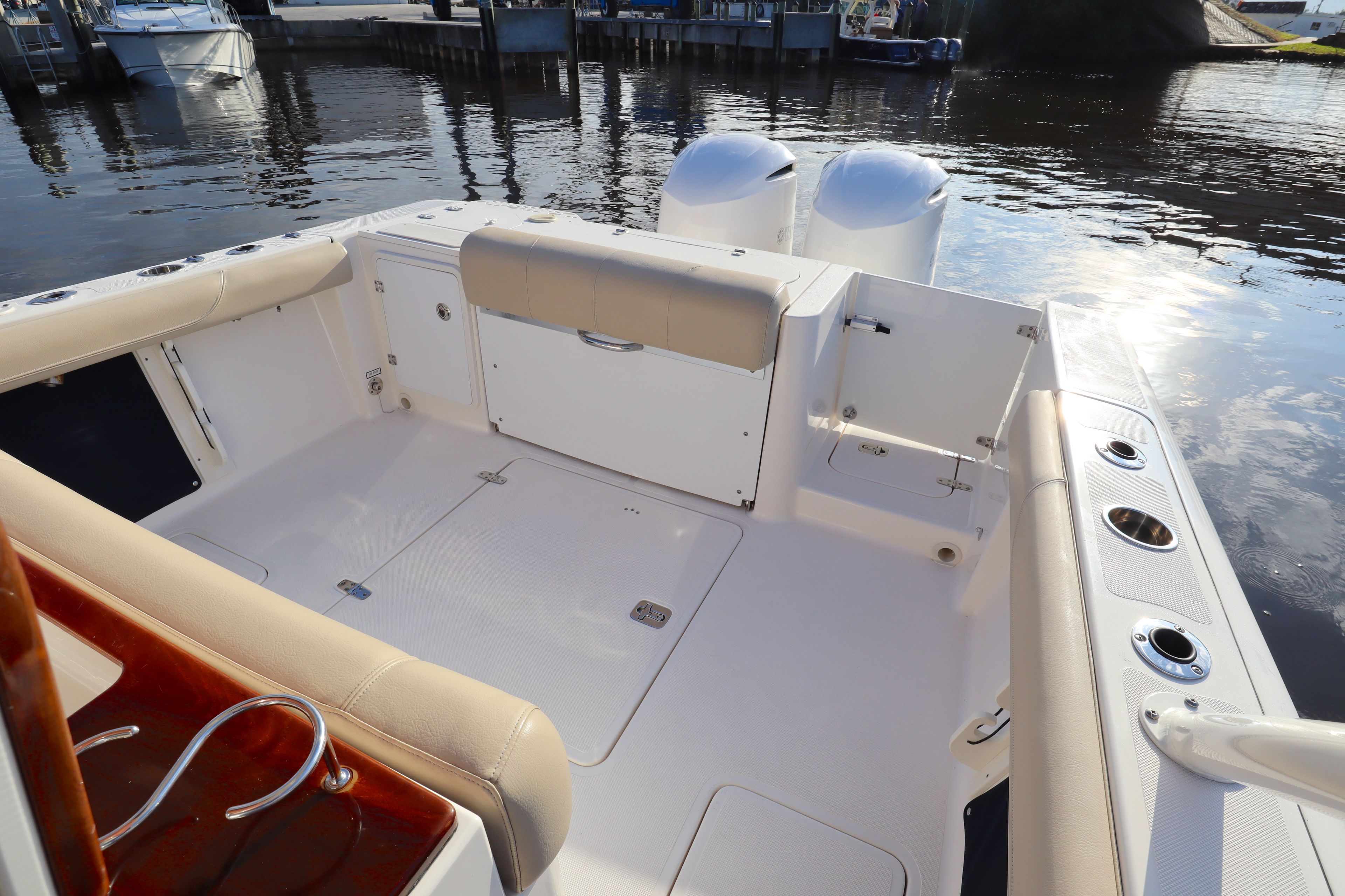 2016 Pursuit S 280 Sport - Weber Yachts