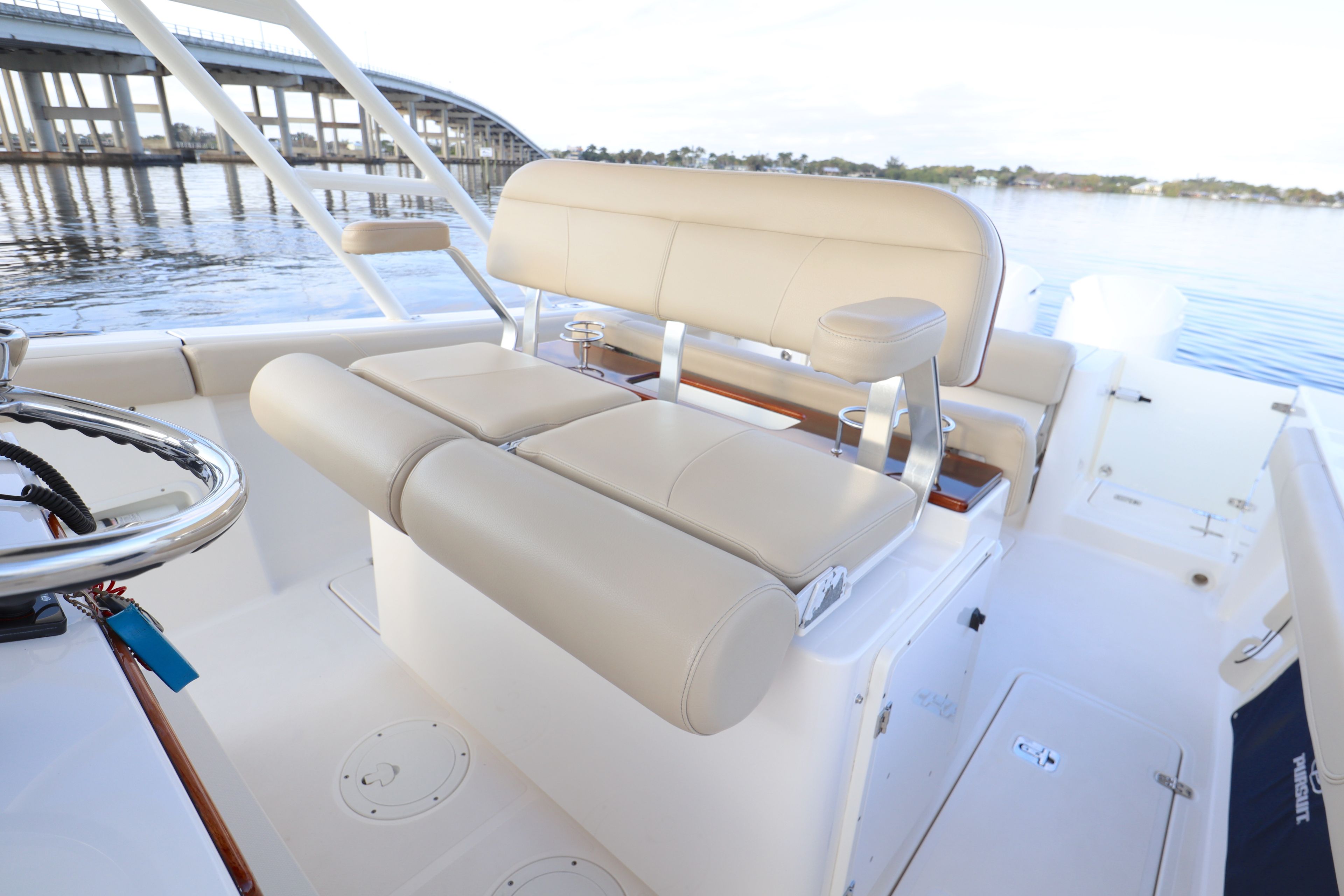 2016 Pursuit S 280 Sport - Weber Yachts