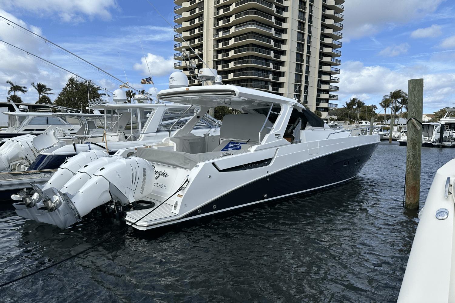 2020 Azimut 40 Verve Sports Cruiser for sale - YachtWorld