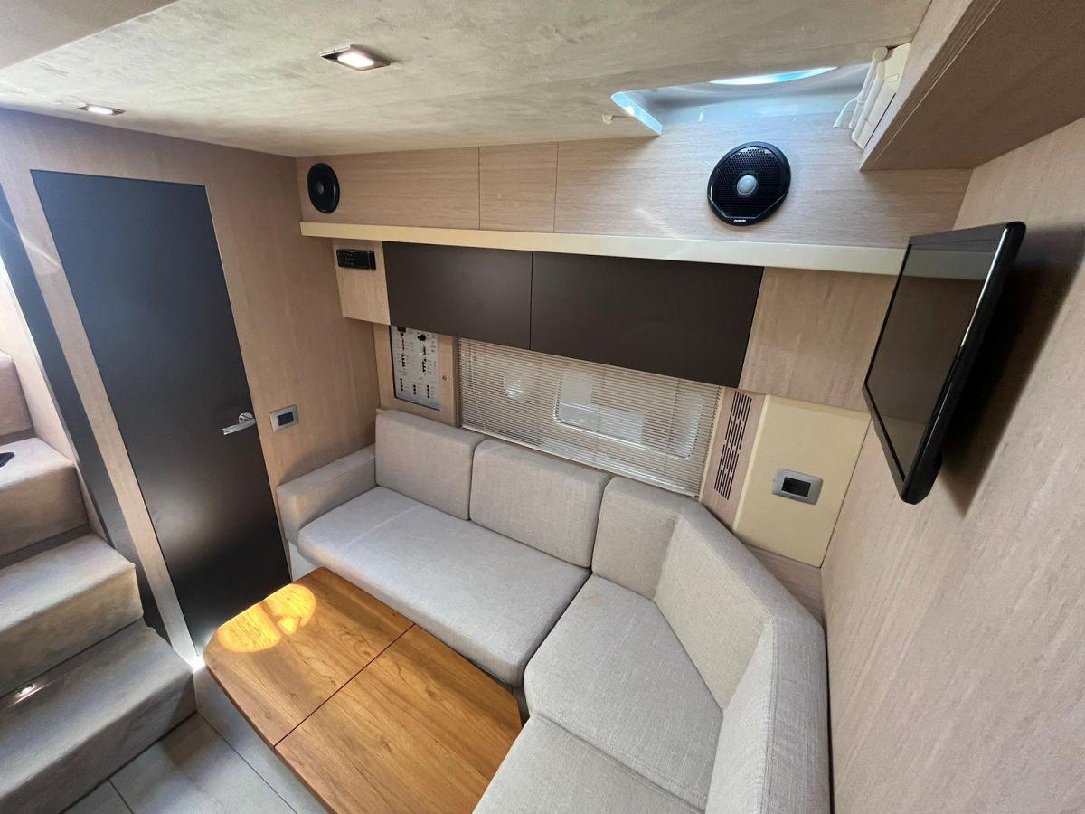 2017 Cranchi Z35 Cruiser for sale - YachtWorld