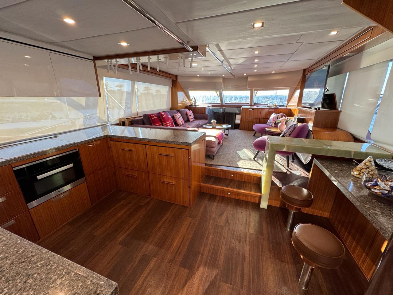 2015 Flybridge Riviera for sale - YachtWorld