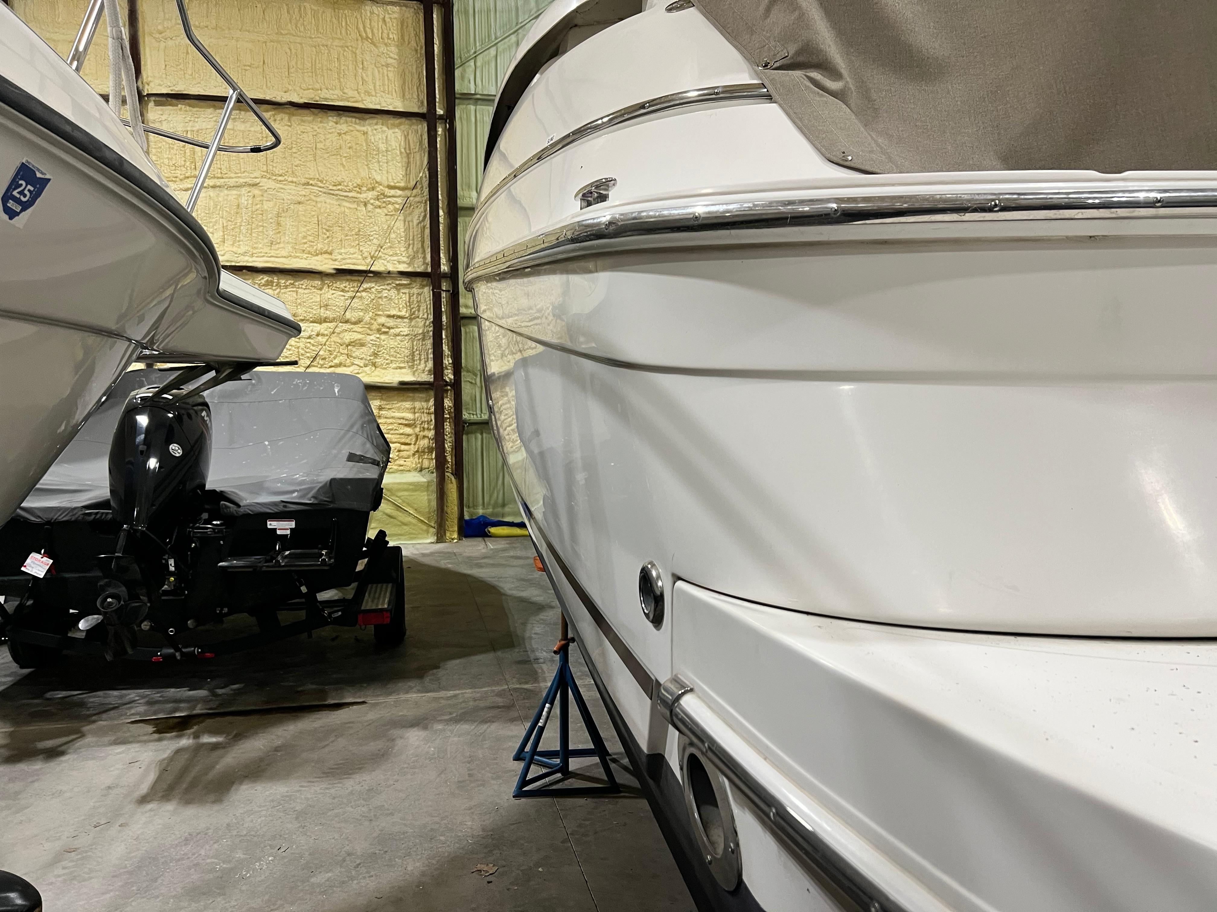 2002 Regal Commodore 4260 Motor Yachts for sale - YachtWorld