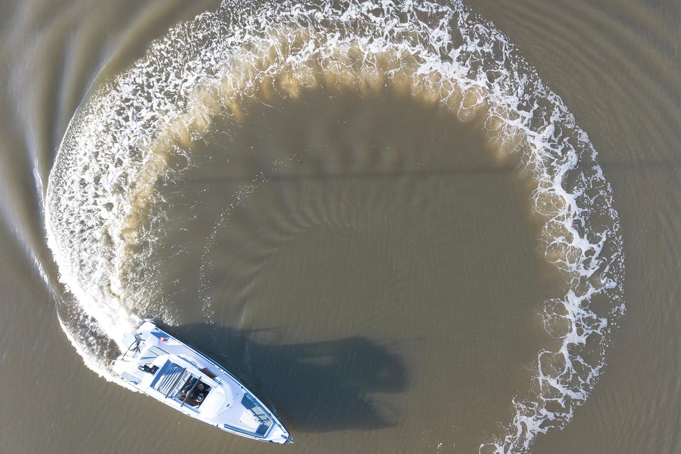 Occasion 2023 Axopar 28 Cabin - Hampshire | Annonces du Bateau