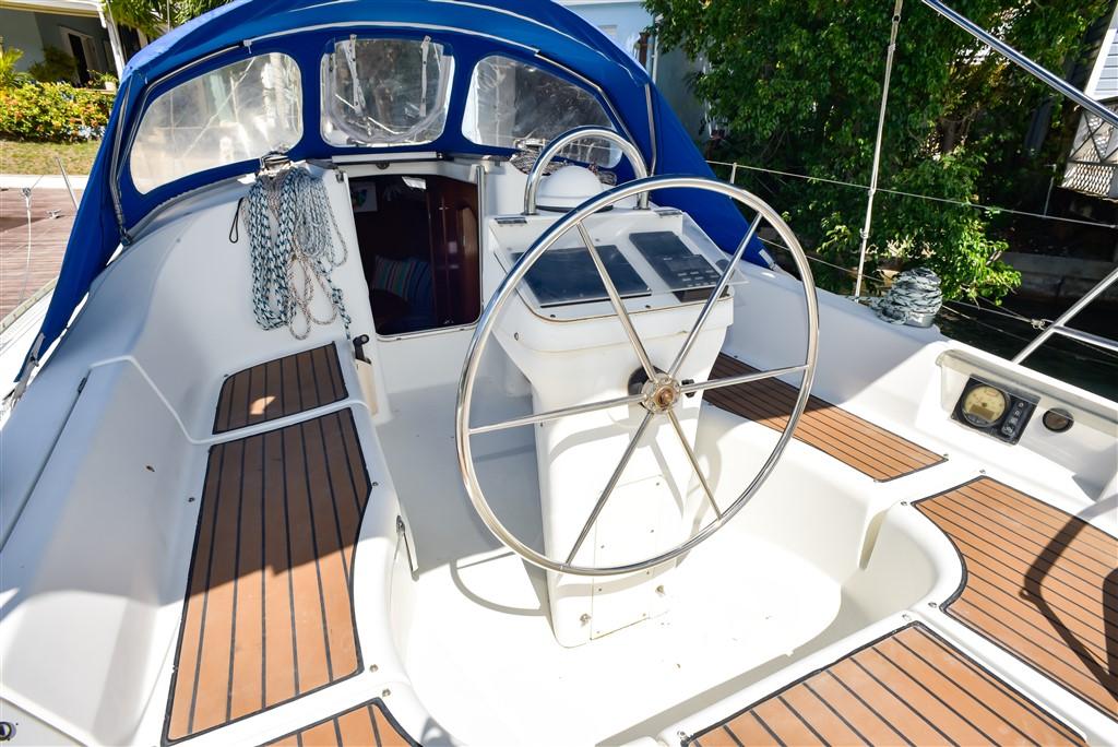 2001 Beneteau 331 Cruiser for sale - YachtWorld