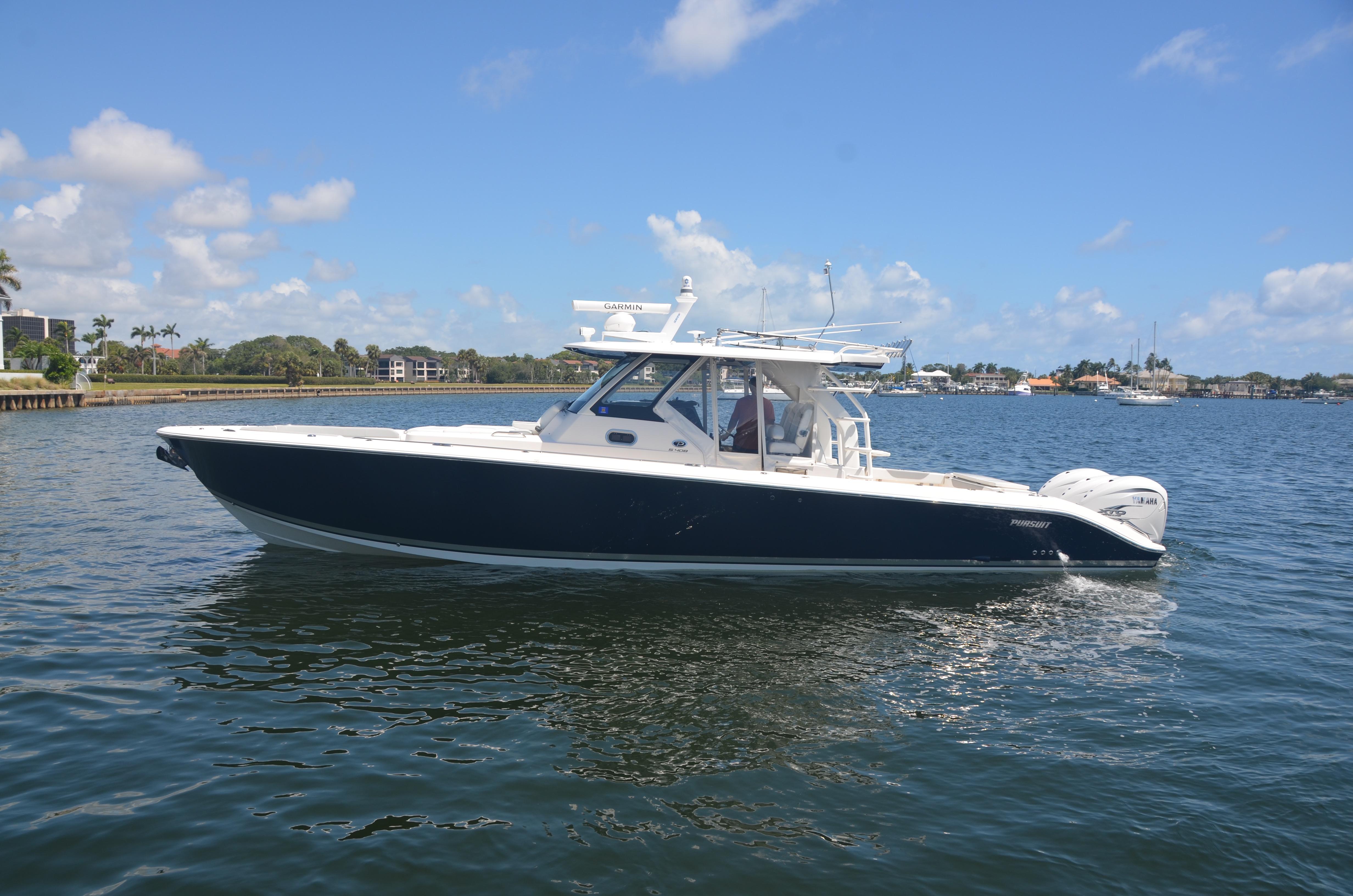 Power boats for sale | YachtWorld