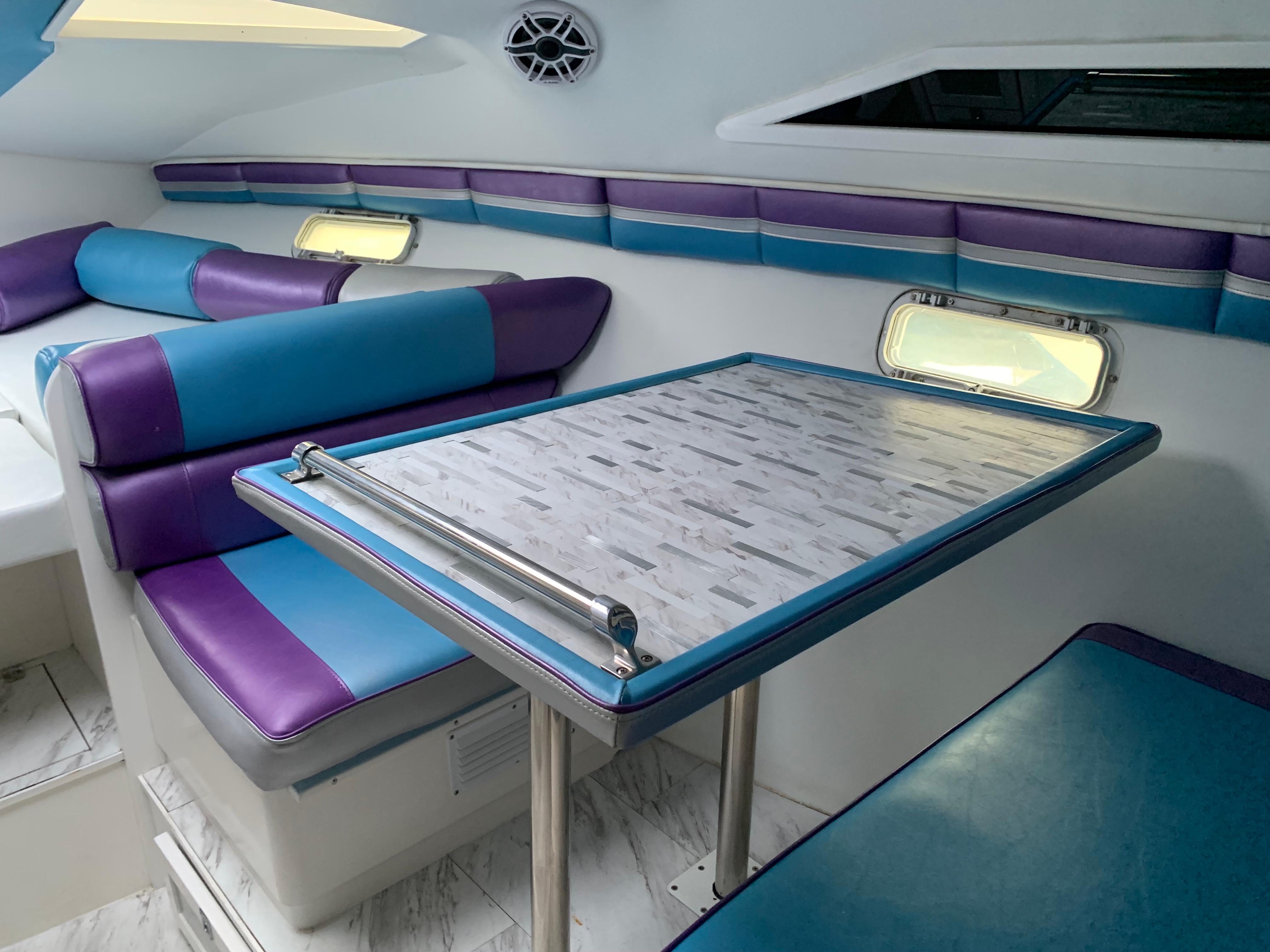 1990 Bayliner 2655 Ciera Sunbridge Express Cruiser for sale - YachtWorld