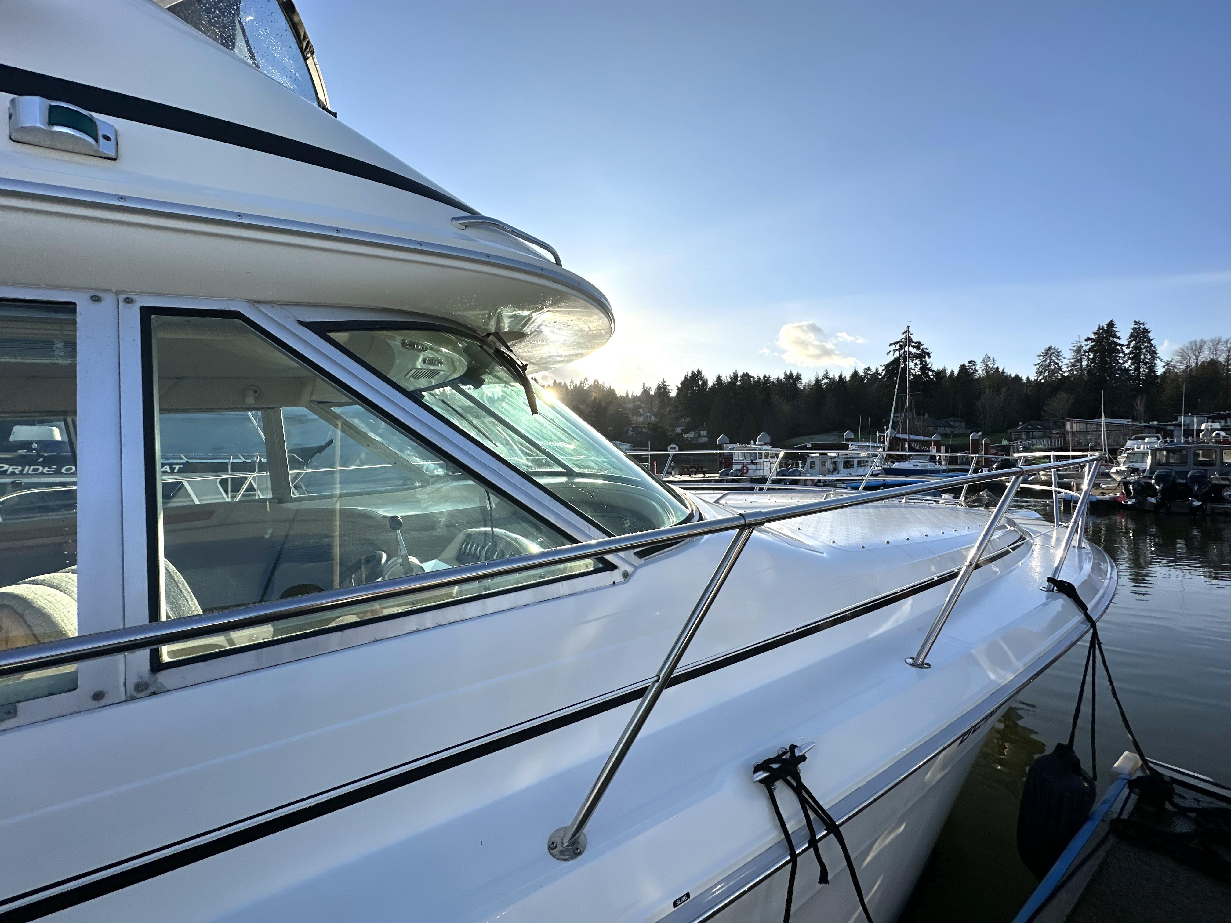 1995 Sea Ray 370 Sedan Bridge Express Cruiser for sale - YachtWorld