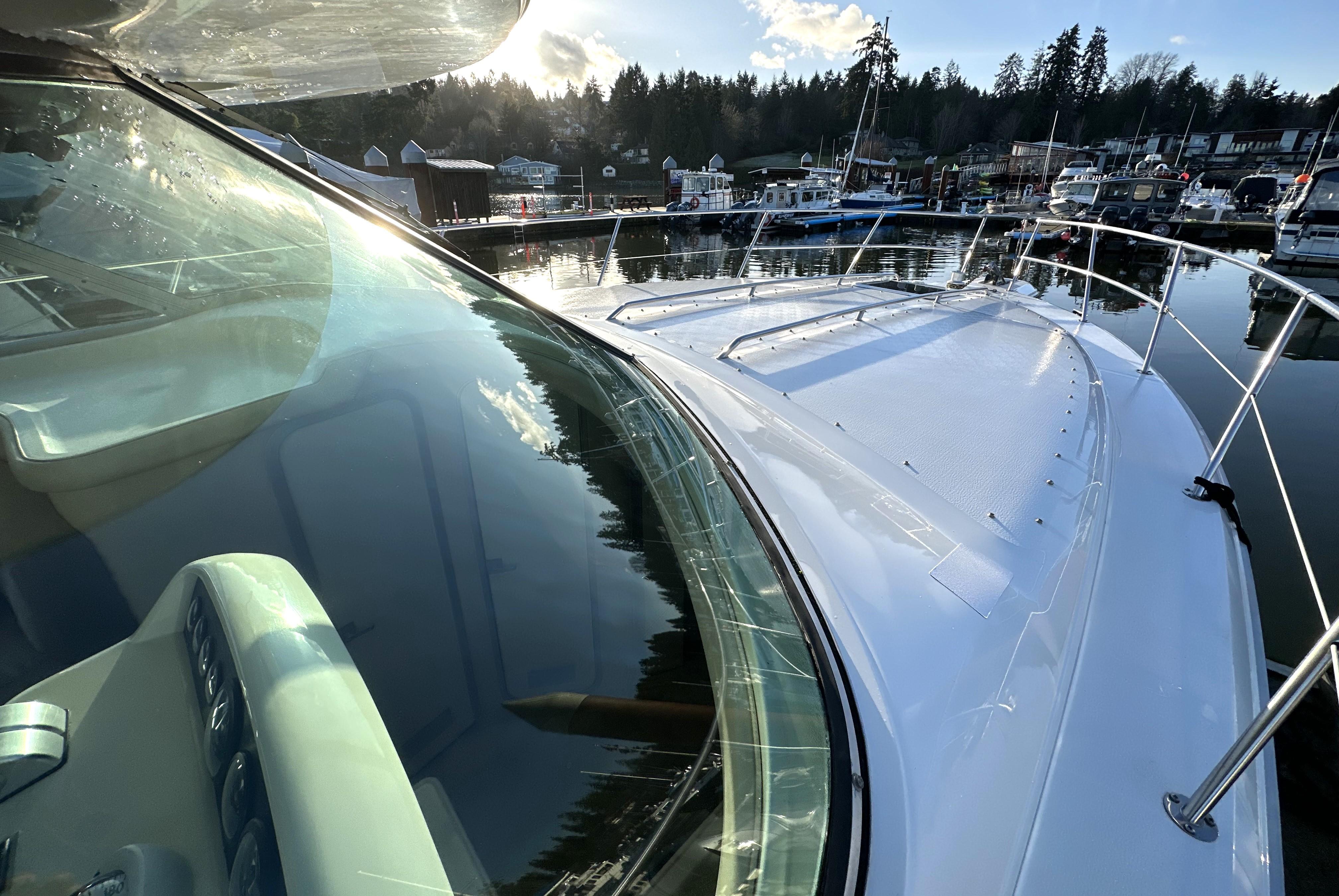 1995 Sea Ray 370 Sedan Bridge Express Cruiser for sale - YachtWorld