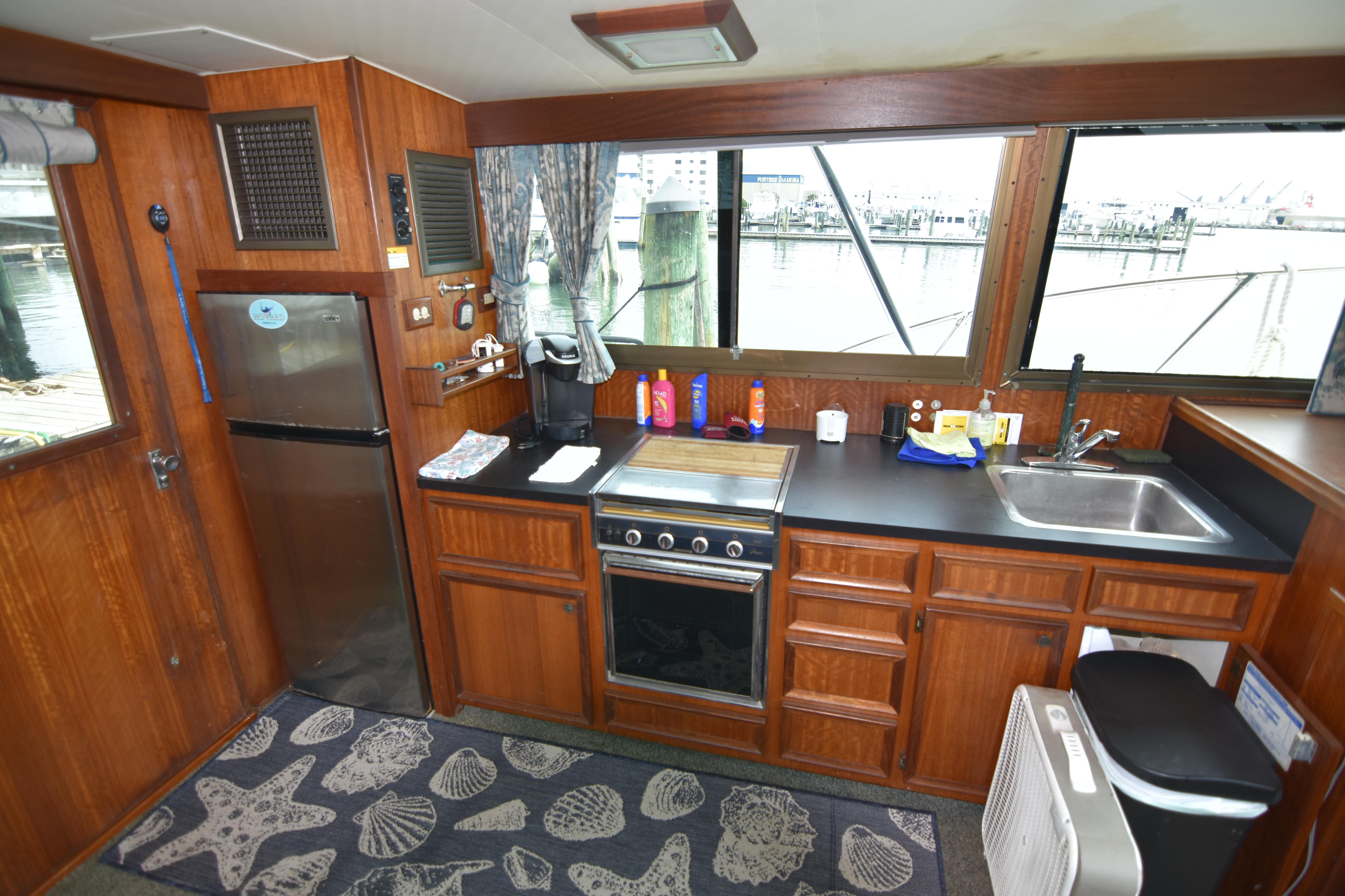 1978 Hatteras 37 Convertible Sportfischerboot Kaufen - YachtWorld