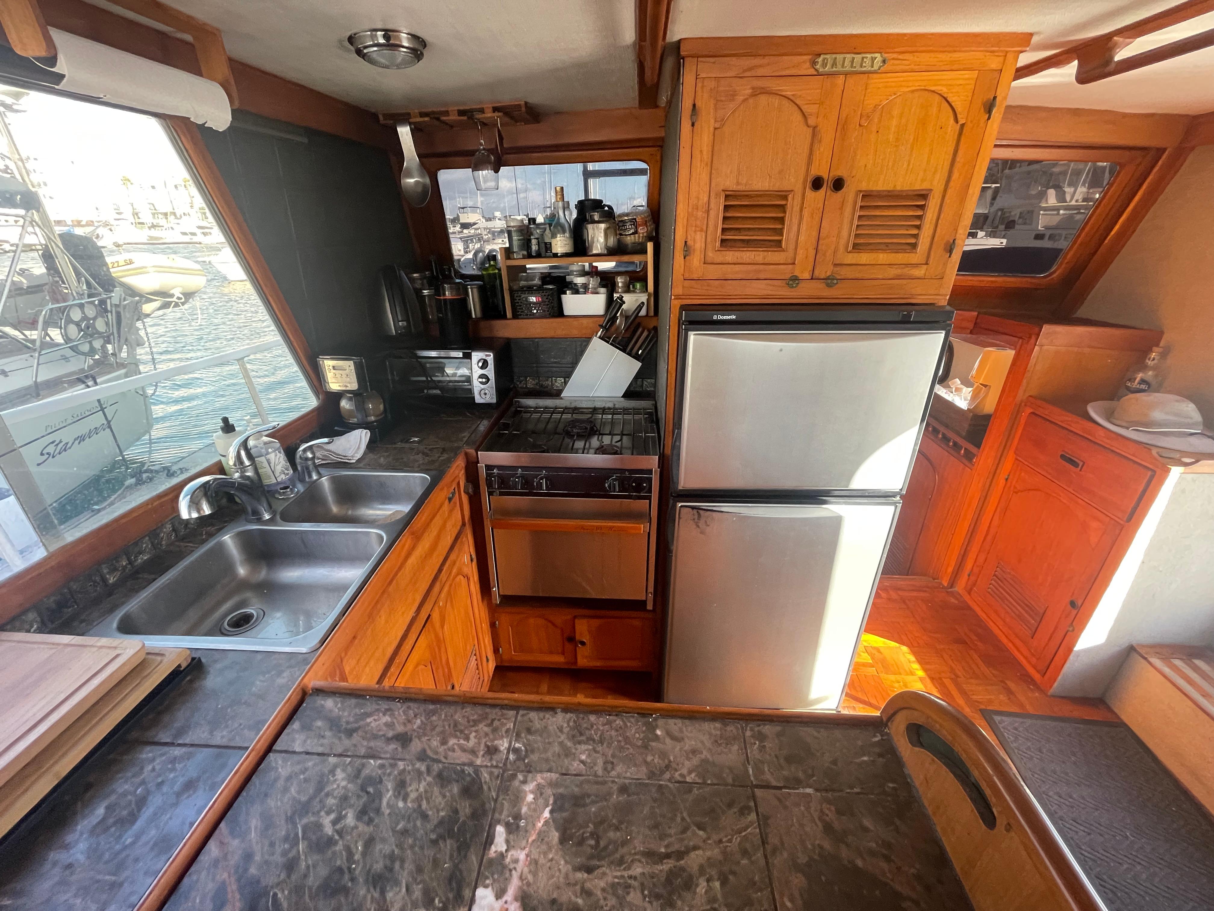 1979 CHB Trawler Aft Cabin for sale - YachtWorld