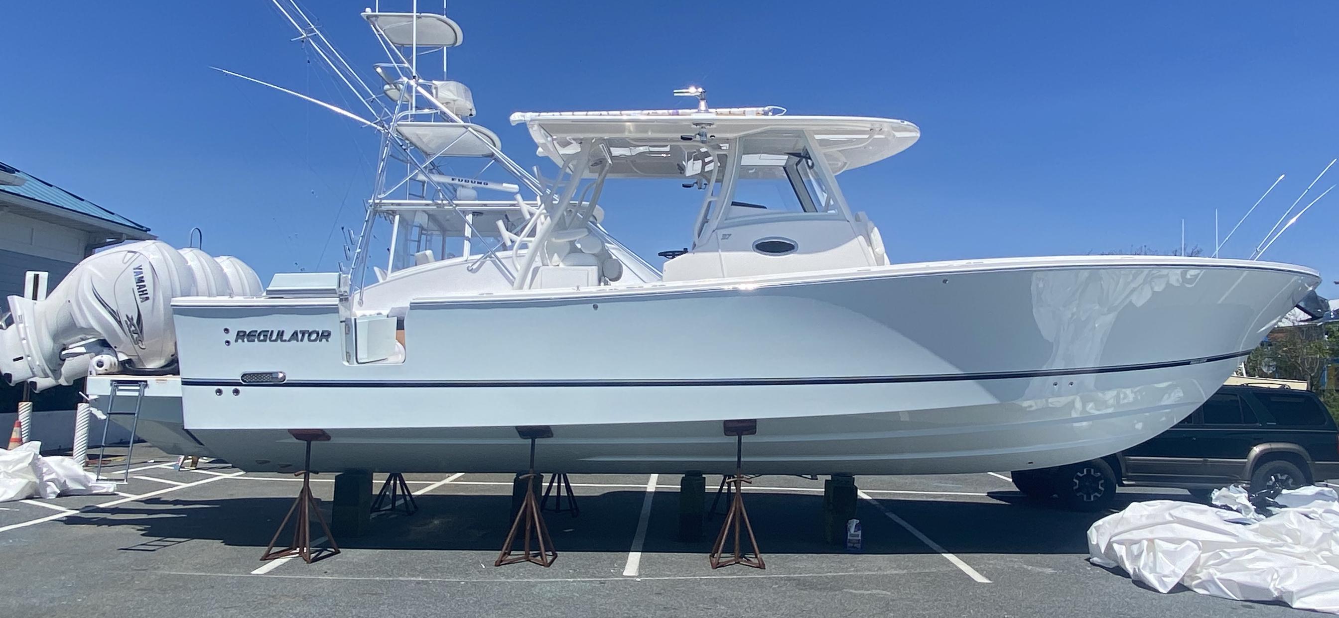 2022 Regulator 37 Center Console for sale - YachtWorld