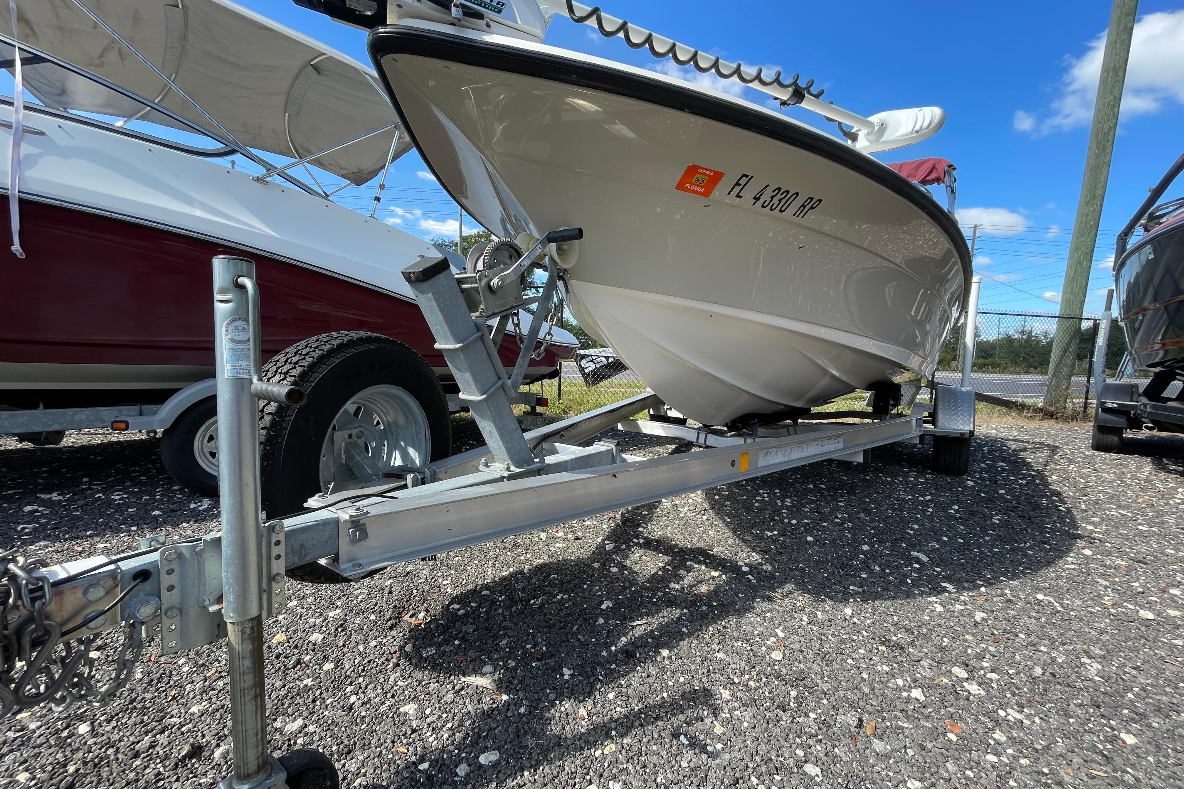 2018 Key West 186 Bay Reef Walkaround Konsol till salu- YachtWorld