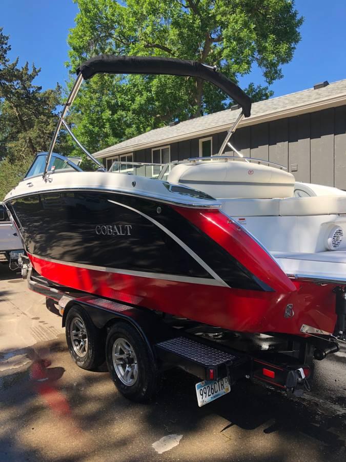 2019 Cobalt R5 Bowrider til salgs- YachtWorld