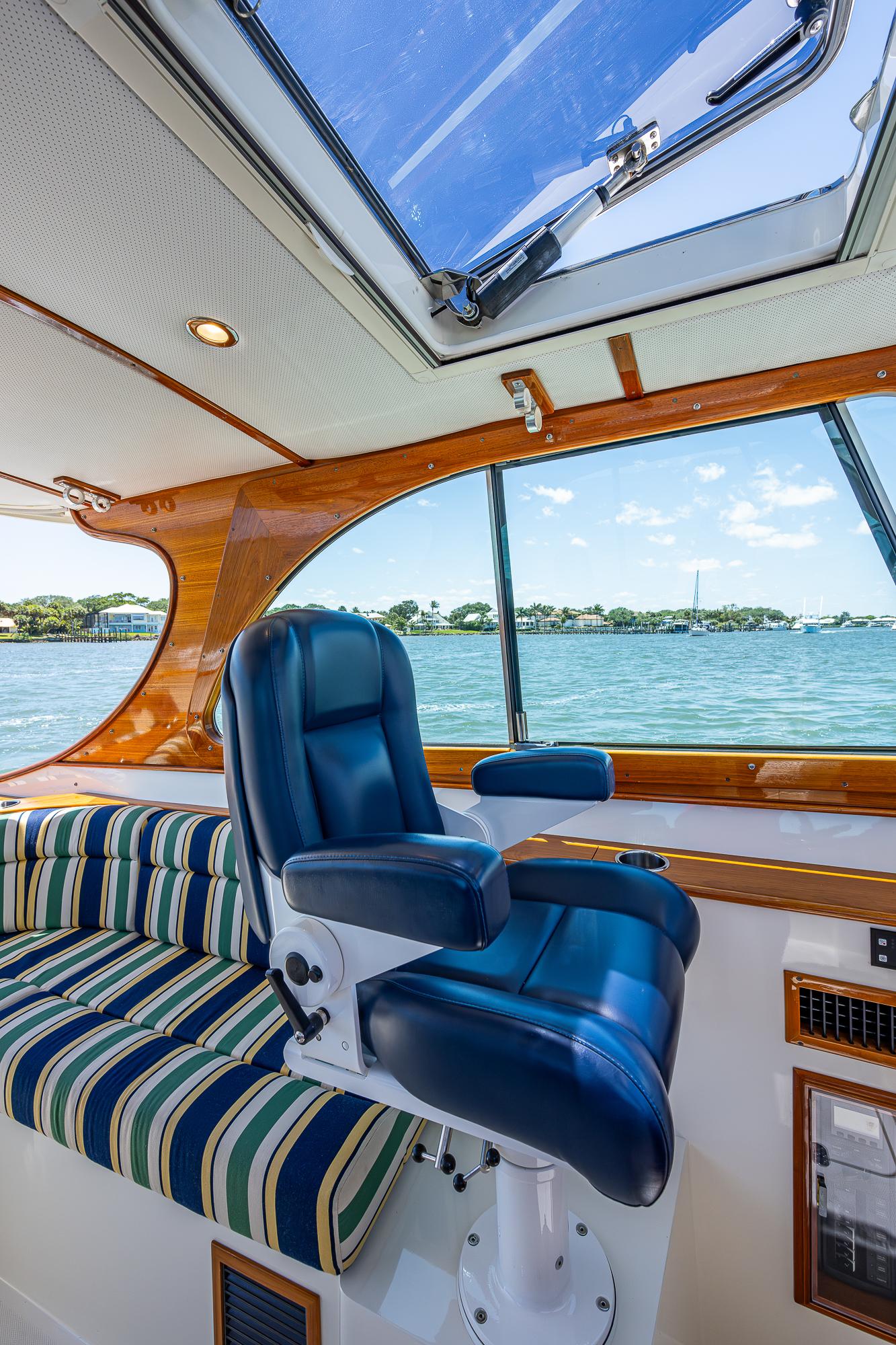 2018 Hinckley Picnic Boat 34 MKII Jet for sale - YachtWorld