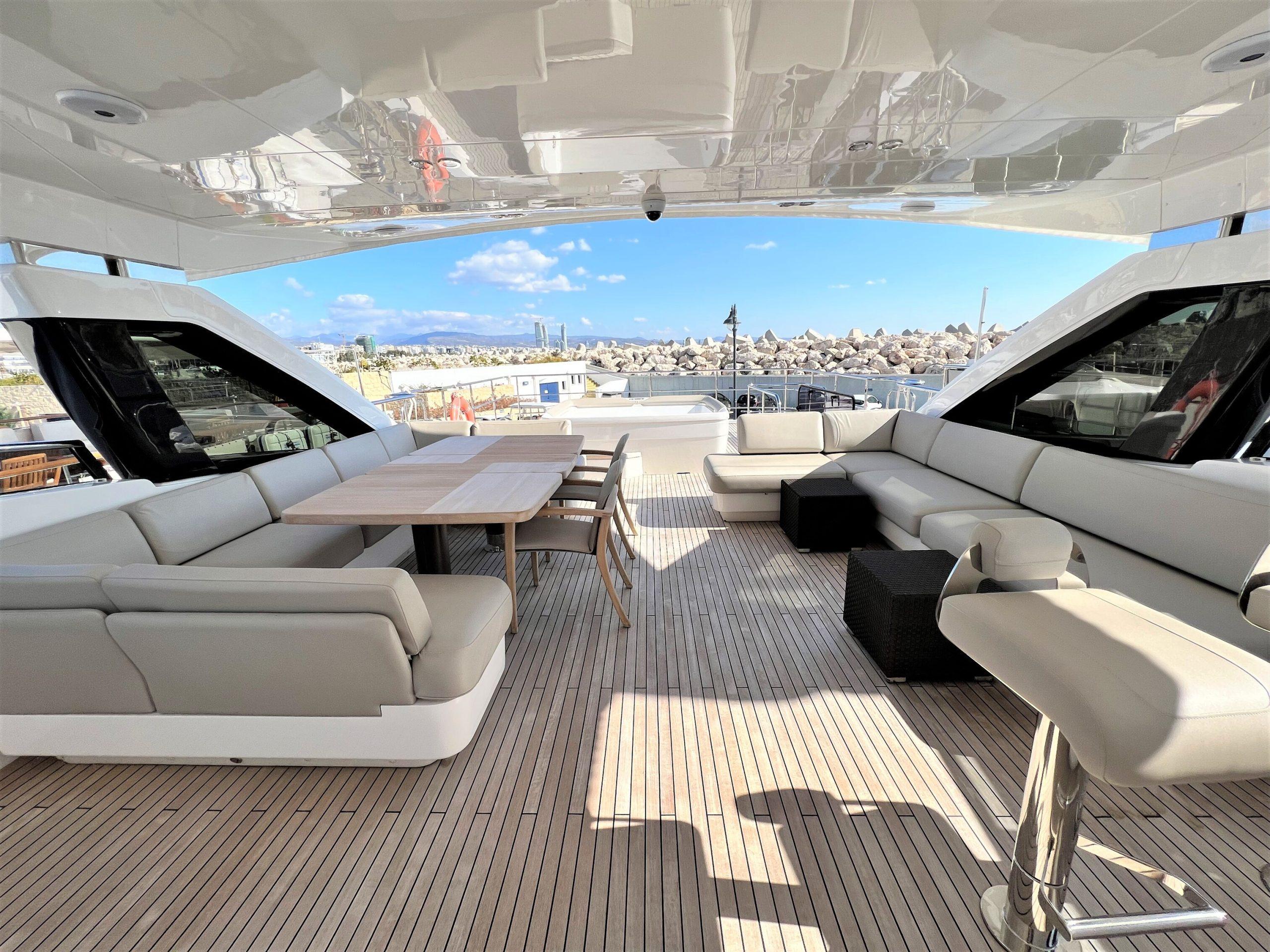 2019 Flybridge Princess for sale - YachtWorld