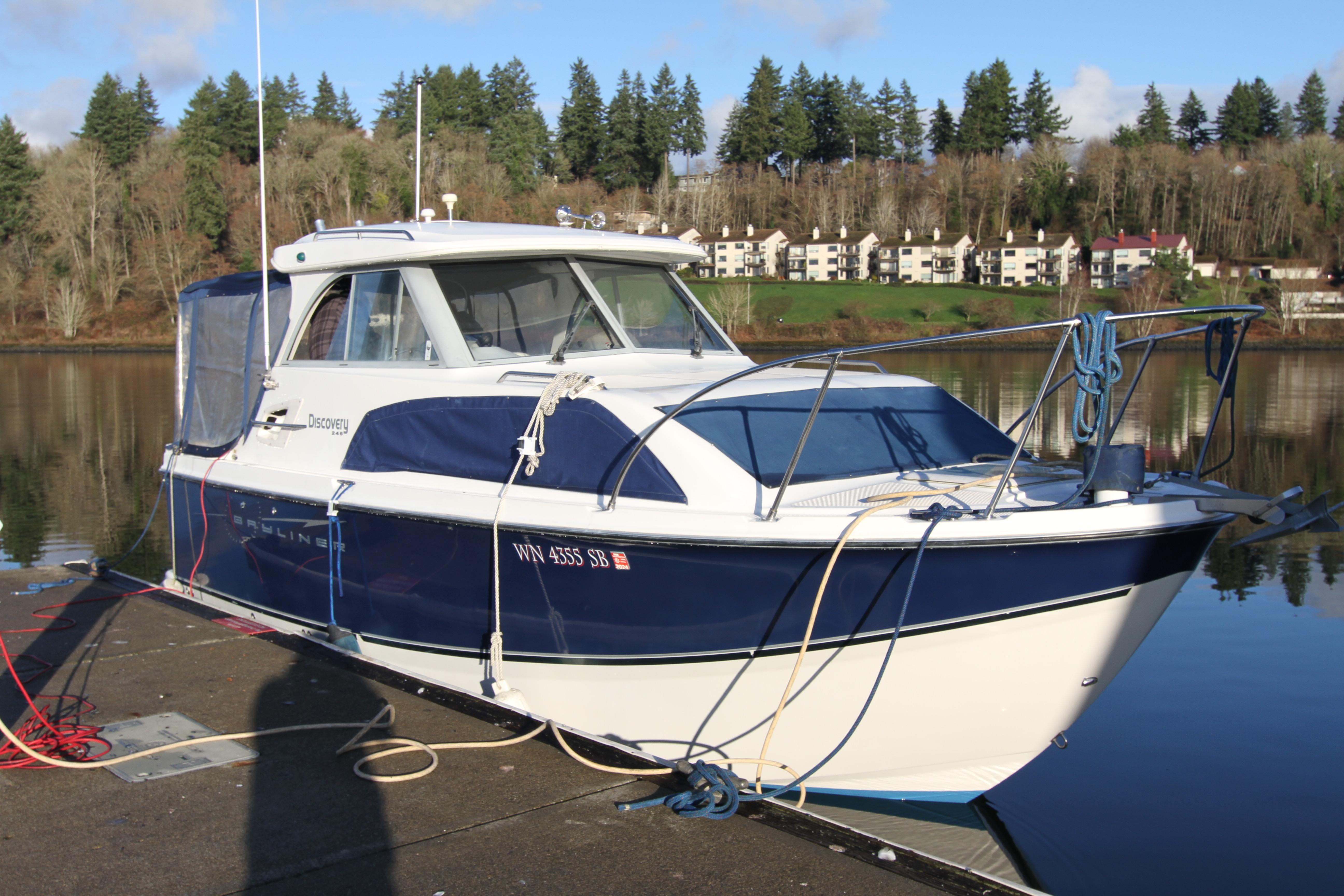 2007 Bayliner Discovery 246 Motorcruiser Kaufen - YachtWorld