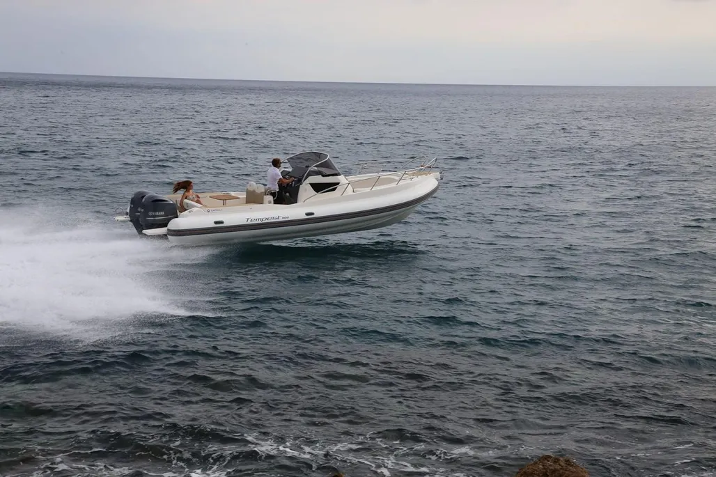 Capelli Tempest 900 WA | 2025 | 10m - Alpes-Maritimes ( 06 ) | Boatshop24 Capelli Tempest 900 WA | 2025 | 10m - Alpes-Maritimes ( 06 ) | Boatshop24