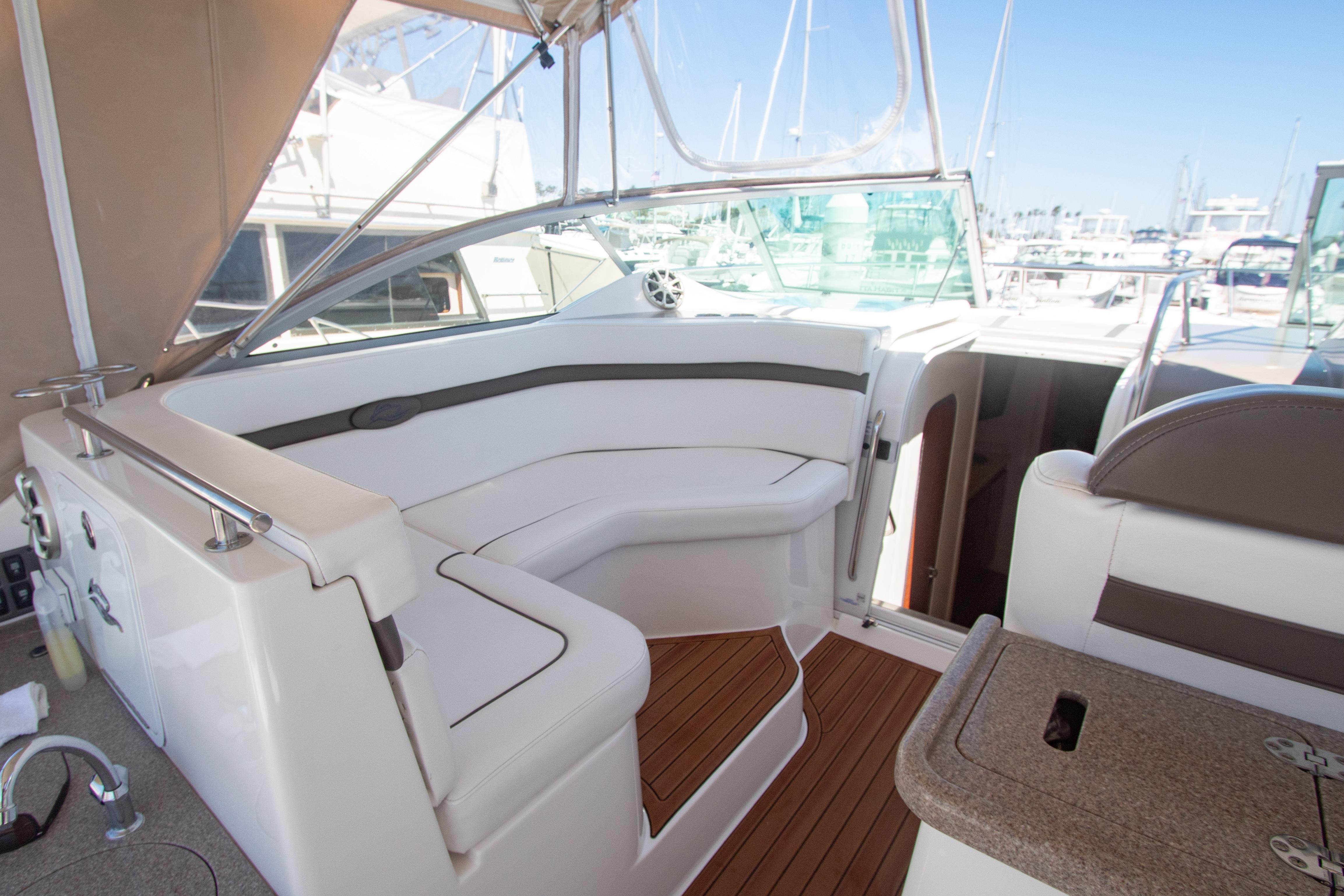 2008 Rinker 400 Express Cruiser Express Cruiser for sale - YachtWorld