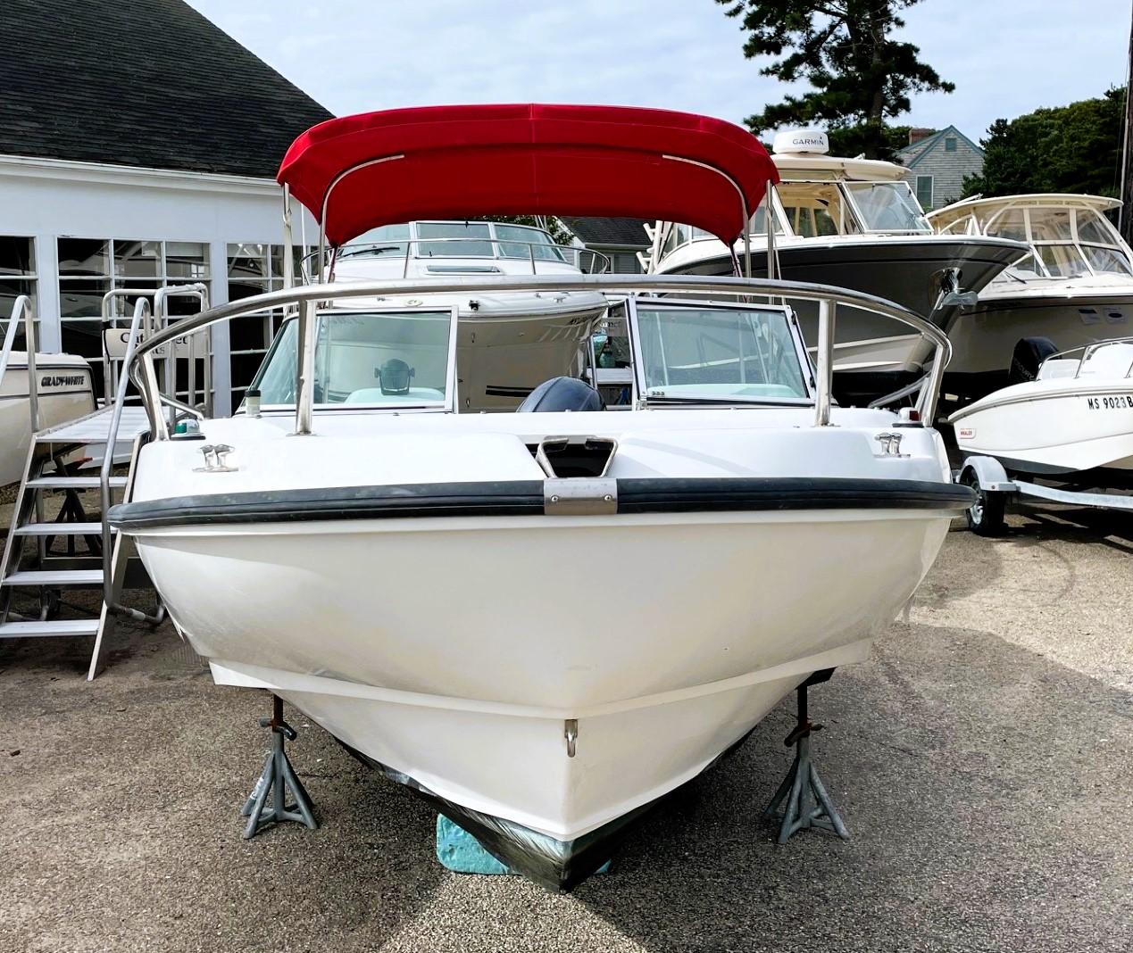 1997 Boston Whaler 20 Dauntless Center Console for sale - YachtWorld