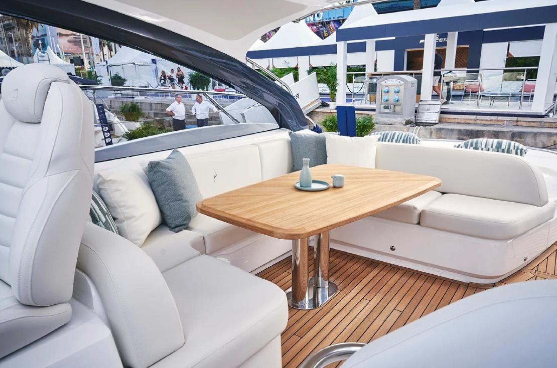 2023 Princess V 50 Yachts à moteur à vendre - YachtWorld