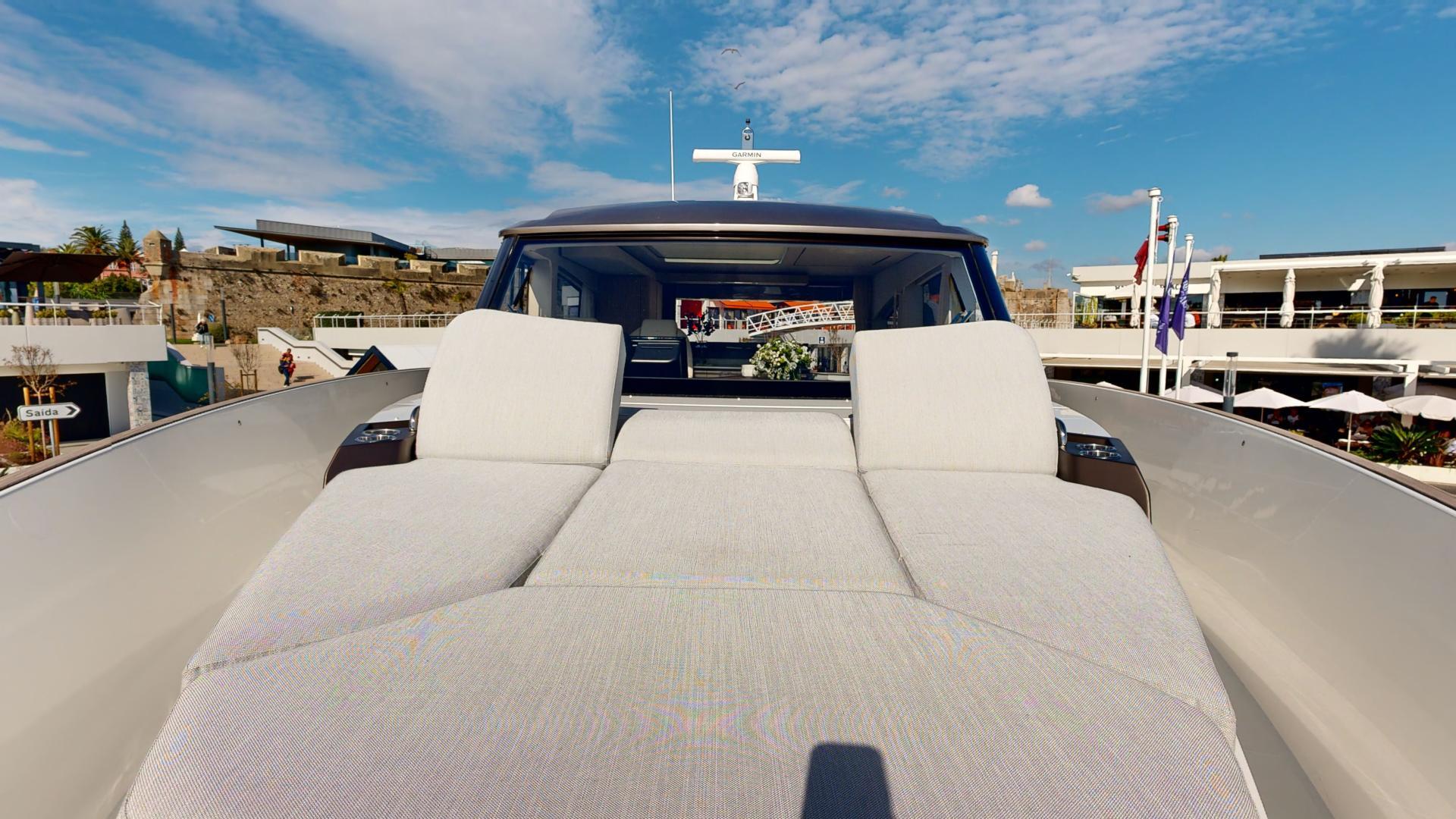 2024 Azimut Seadeck 6 Motor Yachts for sale - YachtWorld