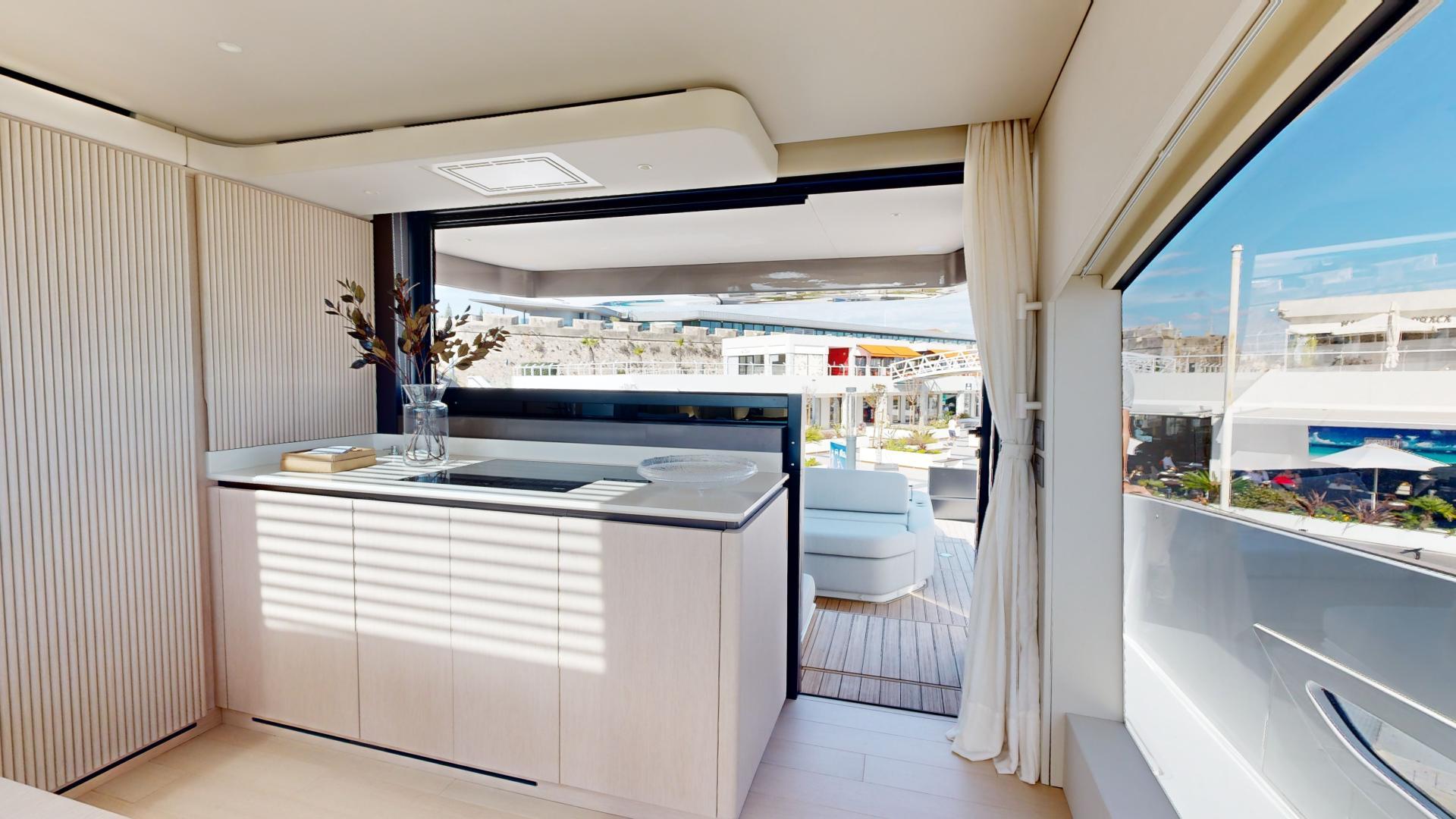 2024 Azimut Seadeck 6 Motor Yachts for sale - YachtWorld