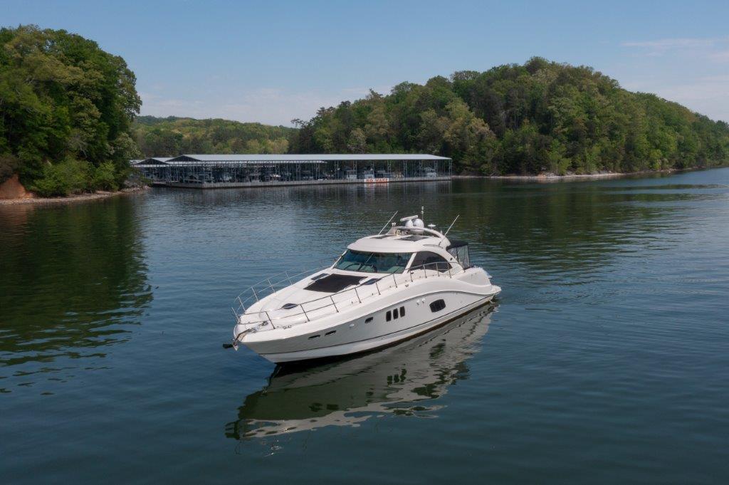 2010 Sea Ray 580 Sundancer Express Cruiser for sale - YachtWorld