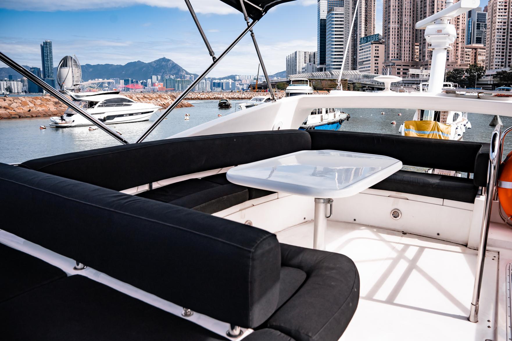 2005 Sunseeker 50 Flybridge for sale - YachtWorld