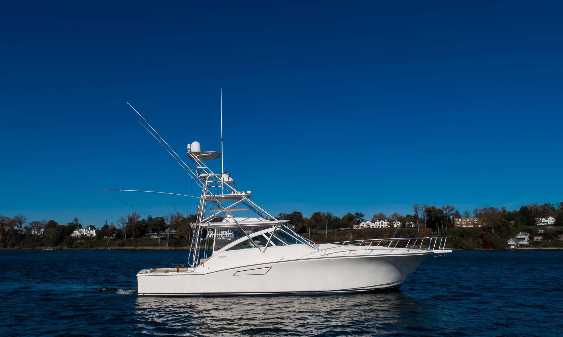 2005 Cabo 45 Express CAT powered Barche da pesca in acqua salata in ...