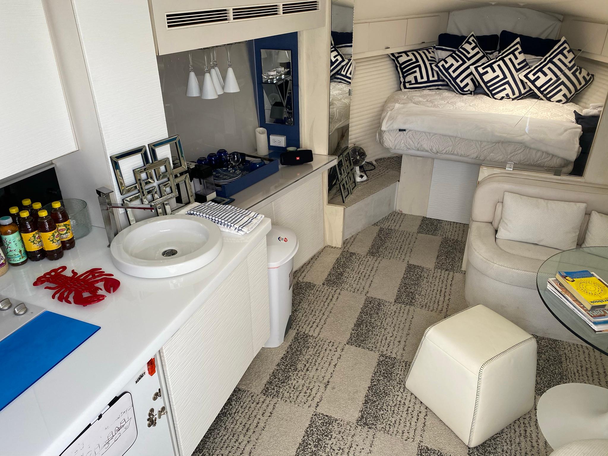 1993 Silverton 38 Express Cruiser for sale - YachtWorld