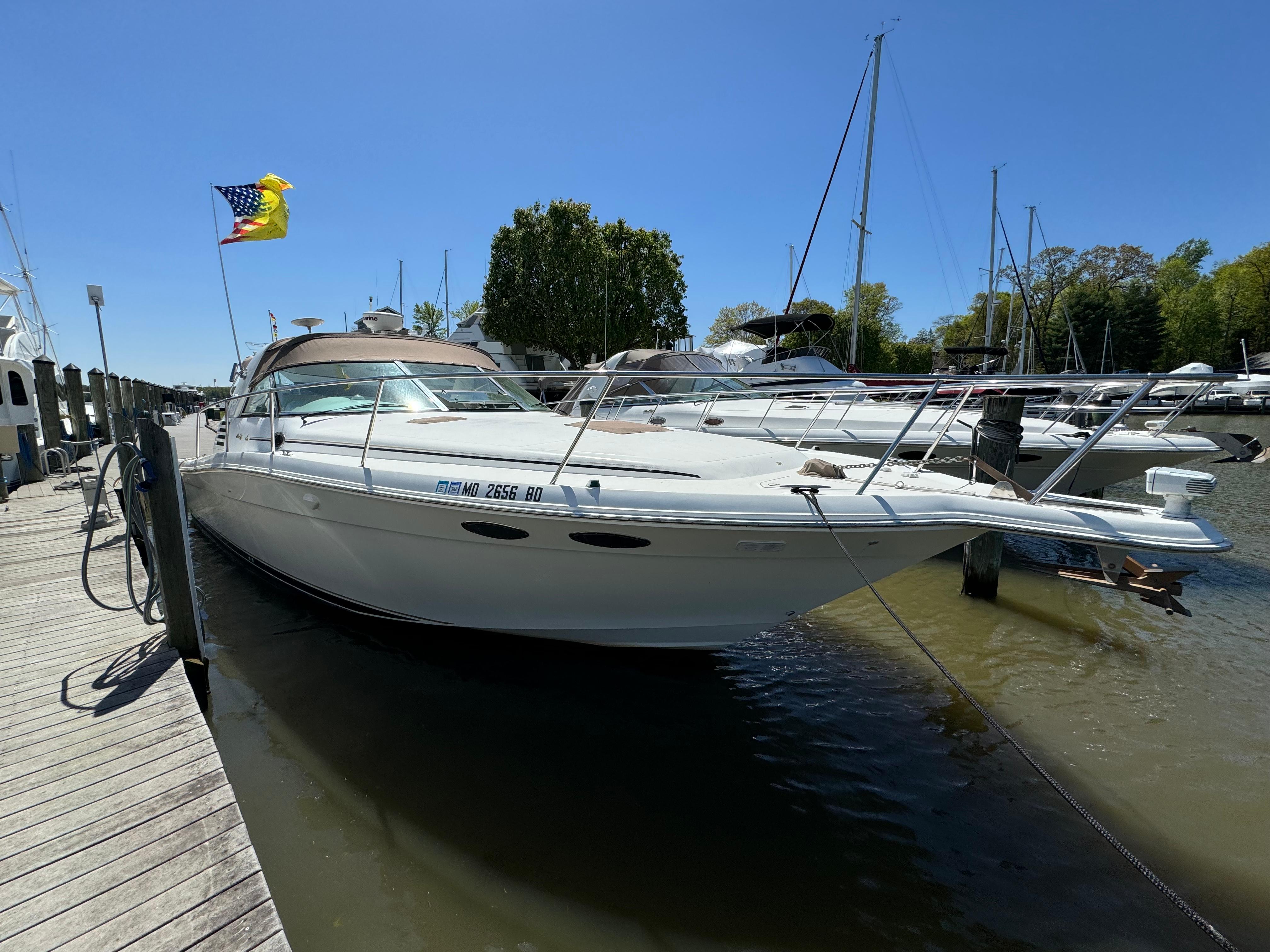 1997 Sea Ray 370 Express Cruiser Express-Boot Kaufen - YachtWorld