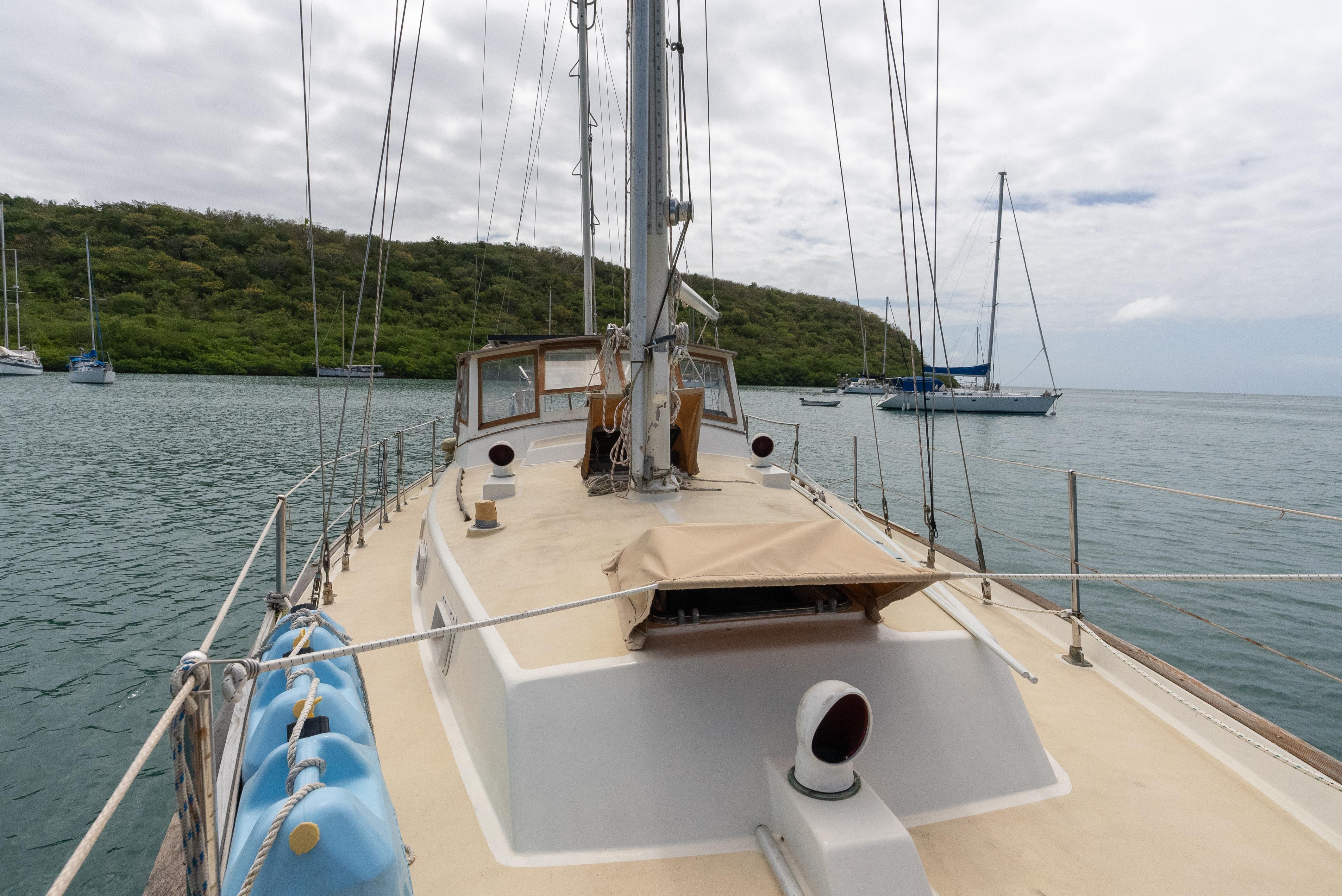 1979 Whitby Yachts 42 Ketch til salg- YachtWorld