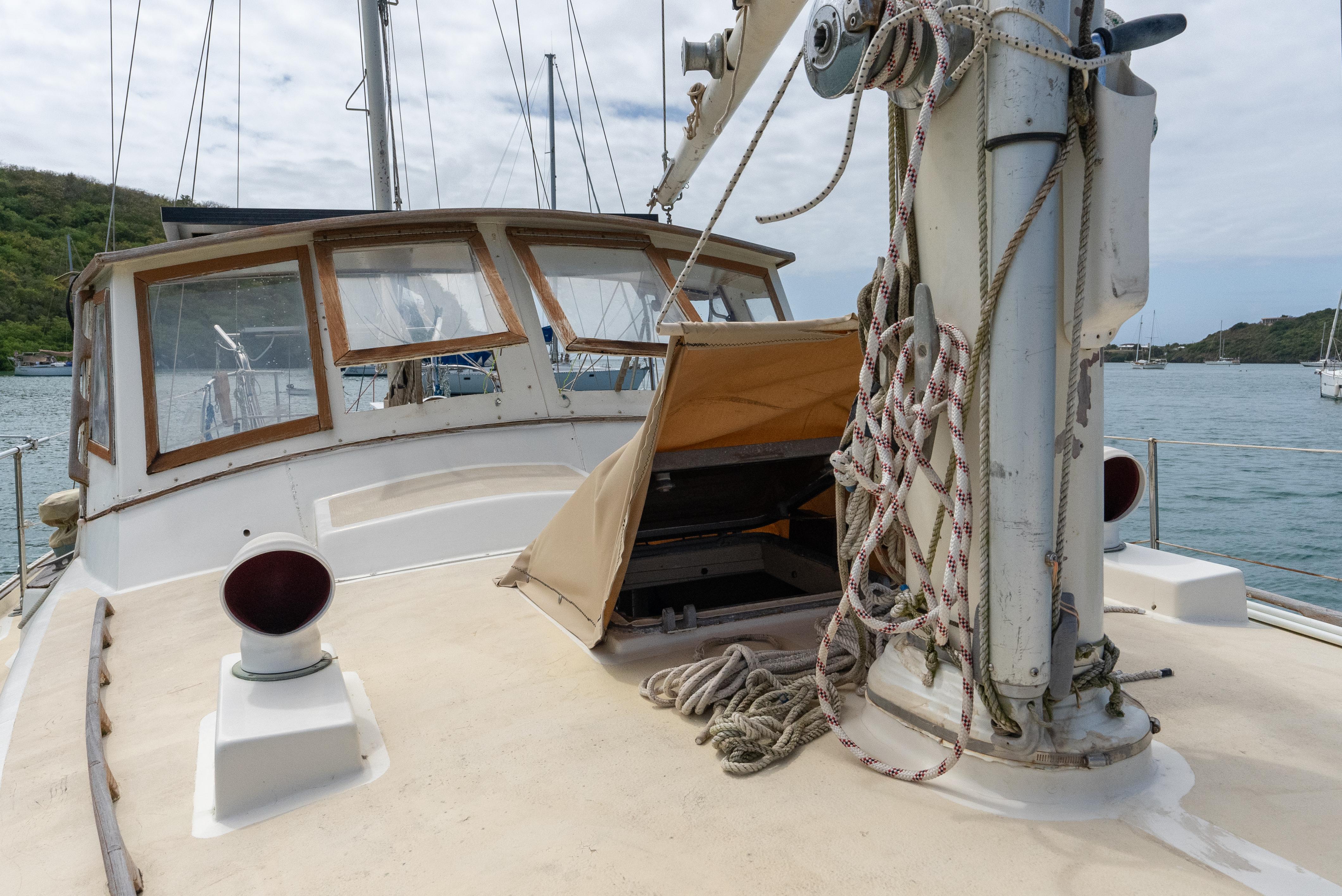 1979 Whitby Yachts 42 Ketch in vendita- YachtWorld