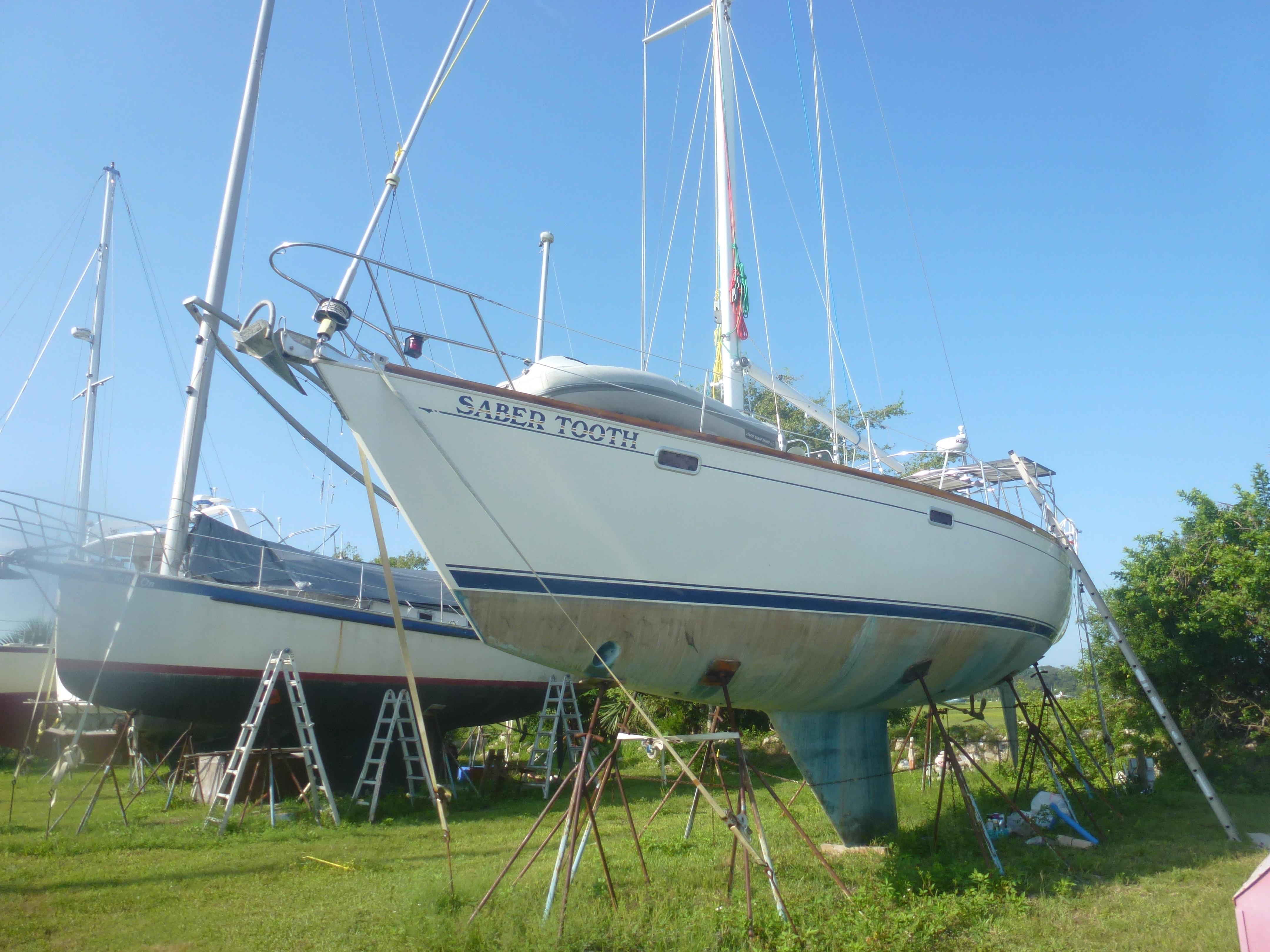 1990 Sabre 425 Racer/Cruiser for sale - YachtWorld