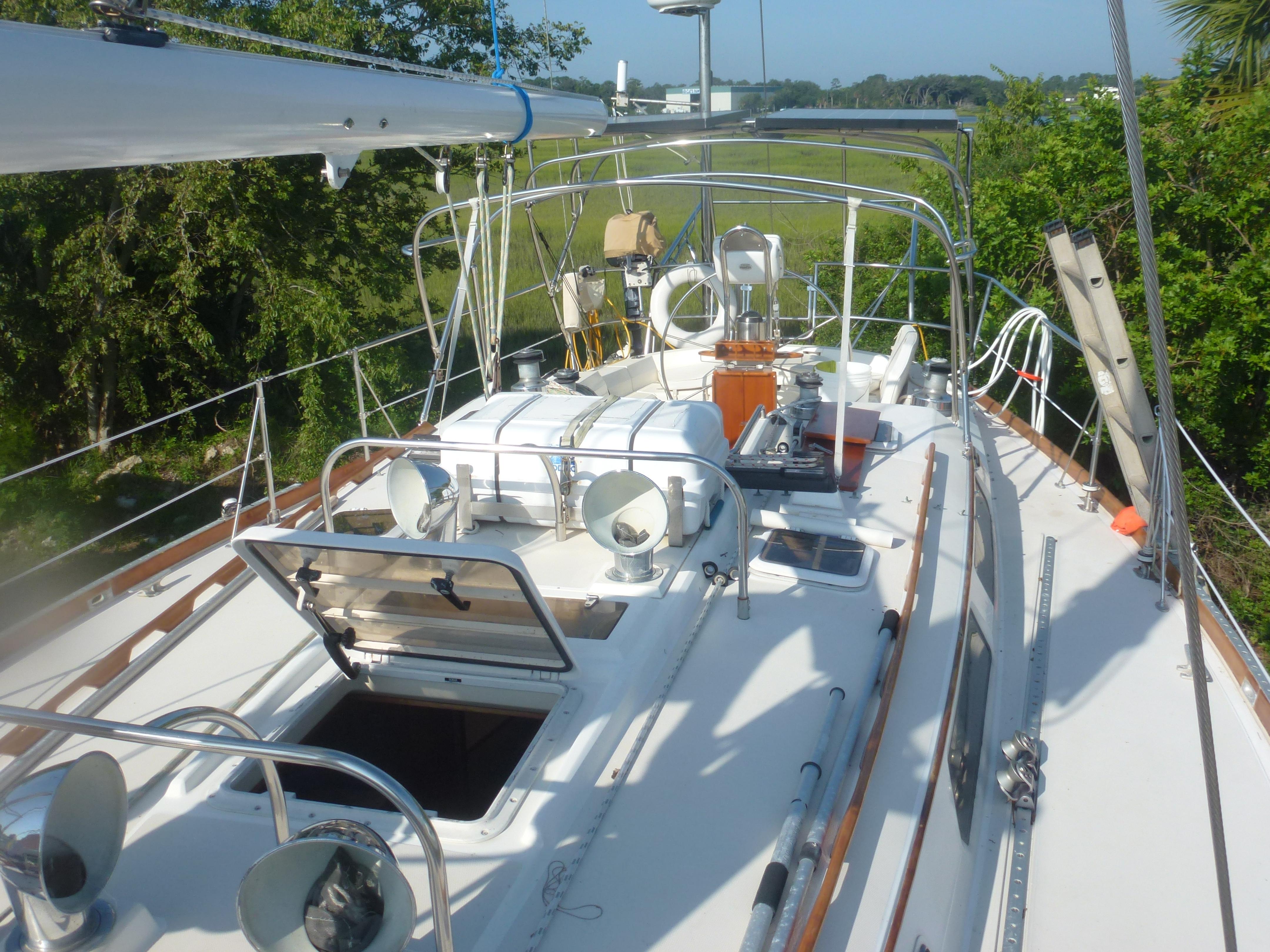 1990 Sabre 425 Racer/Cruiser for sale - YachtWorld