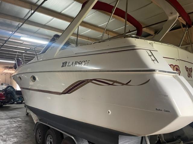 1998 Larson Cabrio 310 Mid-Cabin Cruiser for sale - YachtWorld