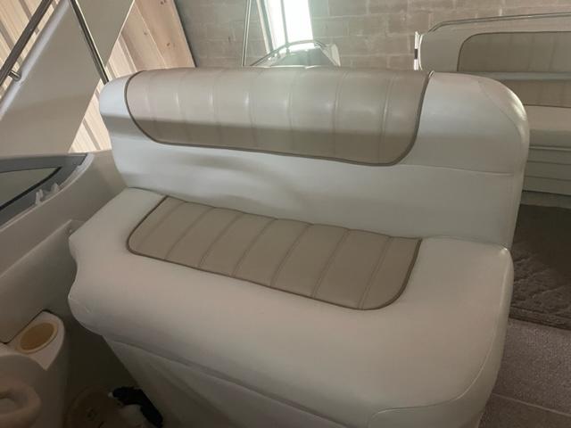 1998 Larson Cabrio 310 Mid-Cabin Cruiser for sale - YachtWorld