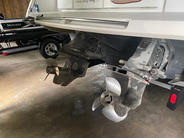 1998 Larson Cabrio 310 Mid-Cabin Cruiser for sale - YachtWorld