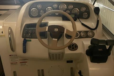 1998 Larson Cabrio 310 Mid-Cabin Cruiser for sale - YachtWorld