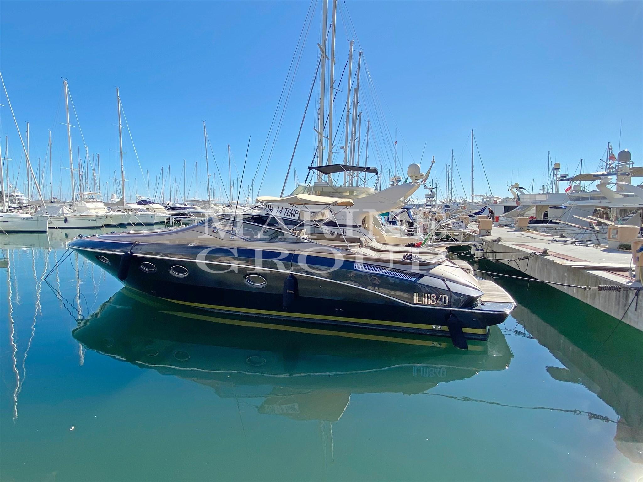 Cantieri di Sarnico Spider | 14m | 2006 | Boats and Outboards