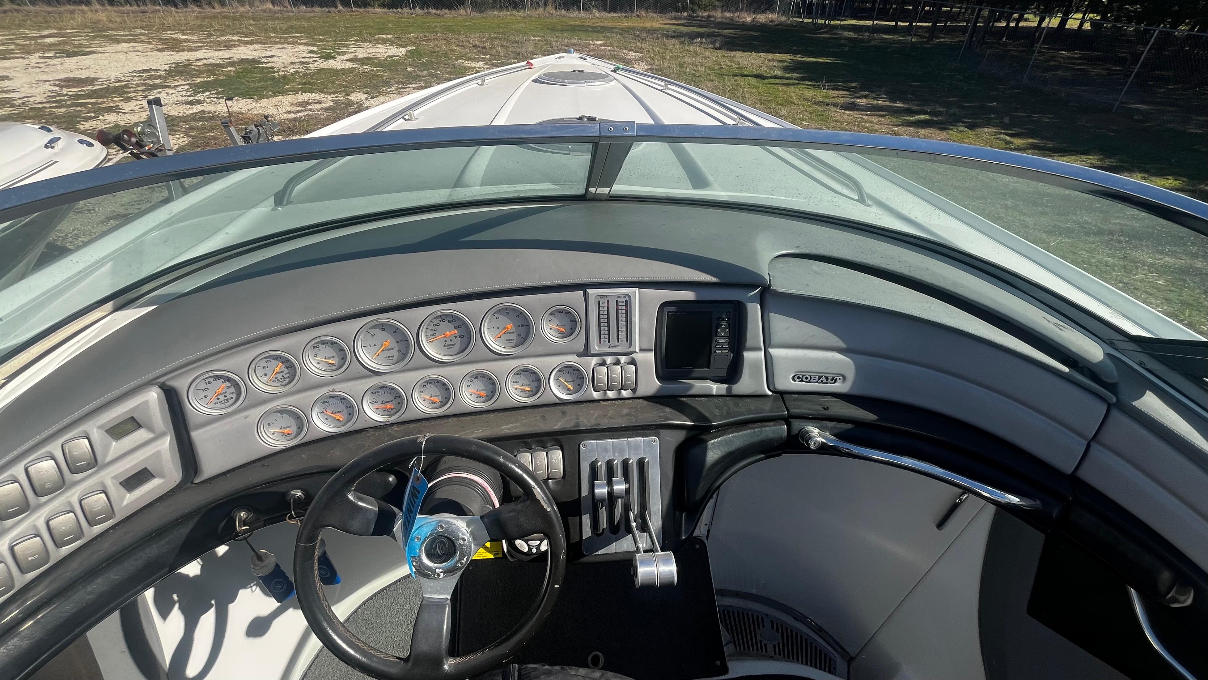 2005 Cobalt 343 High Performance for sale - YachtWorld