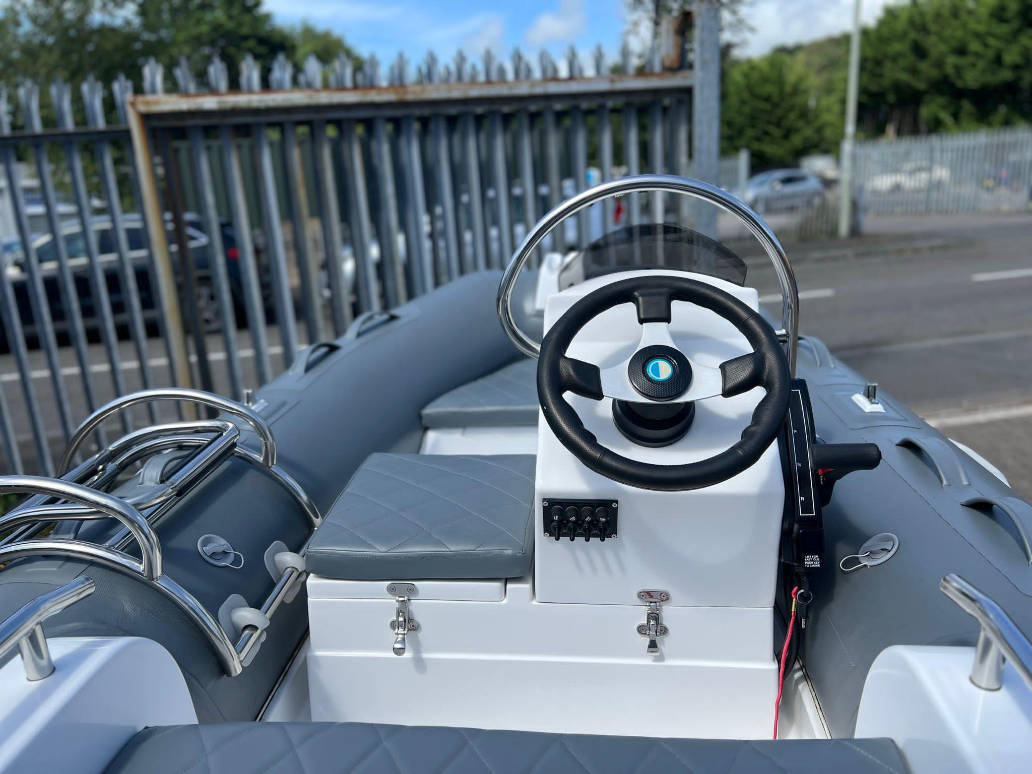 2022 Escape 360 RIB Kaufen - YachtWorld