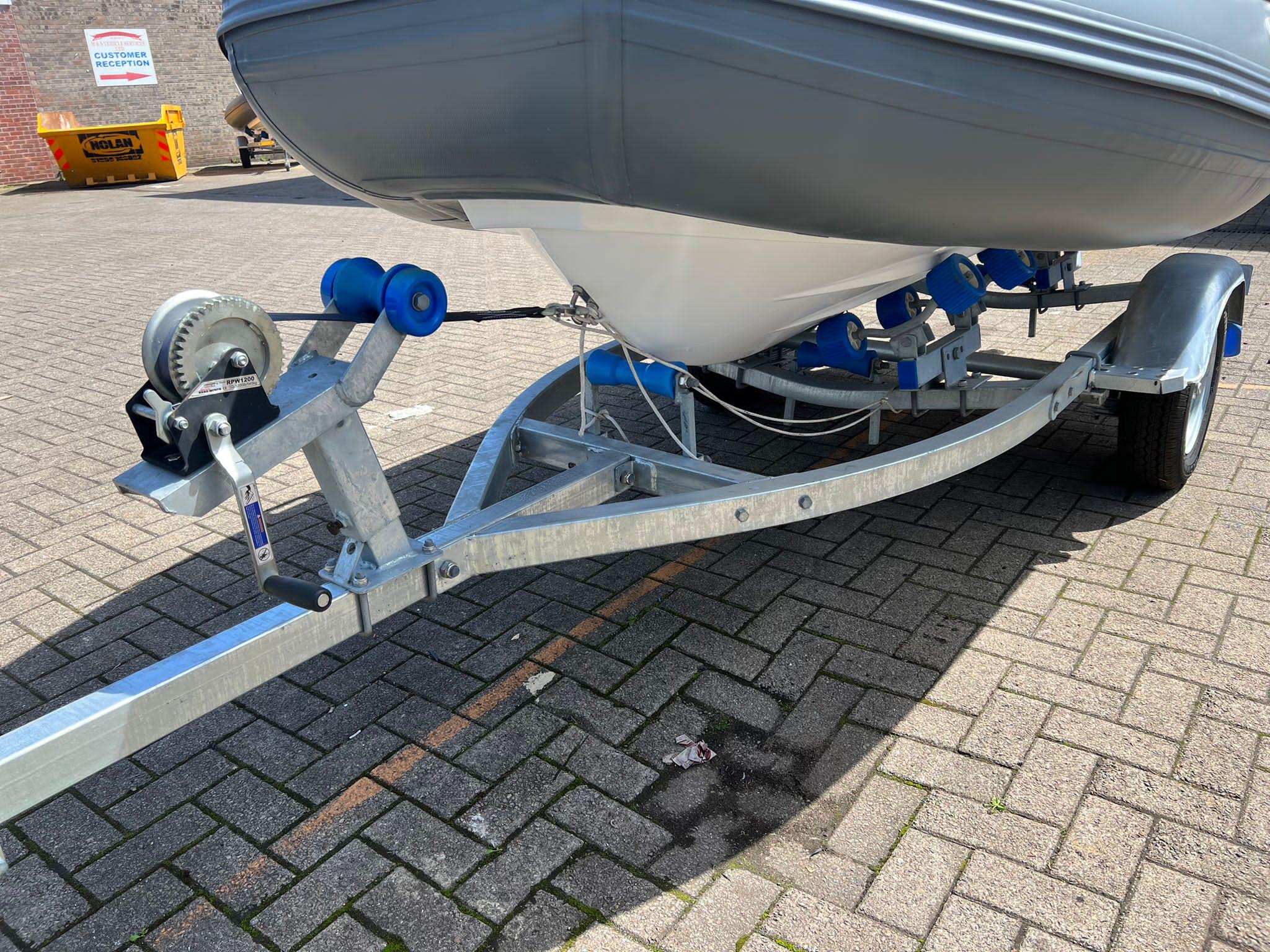 2022 Escape 360 RIB Kaufen - YachtWorld