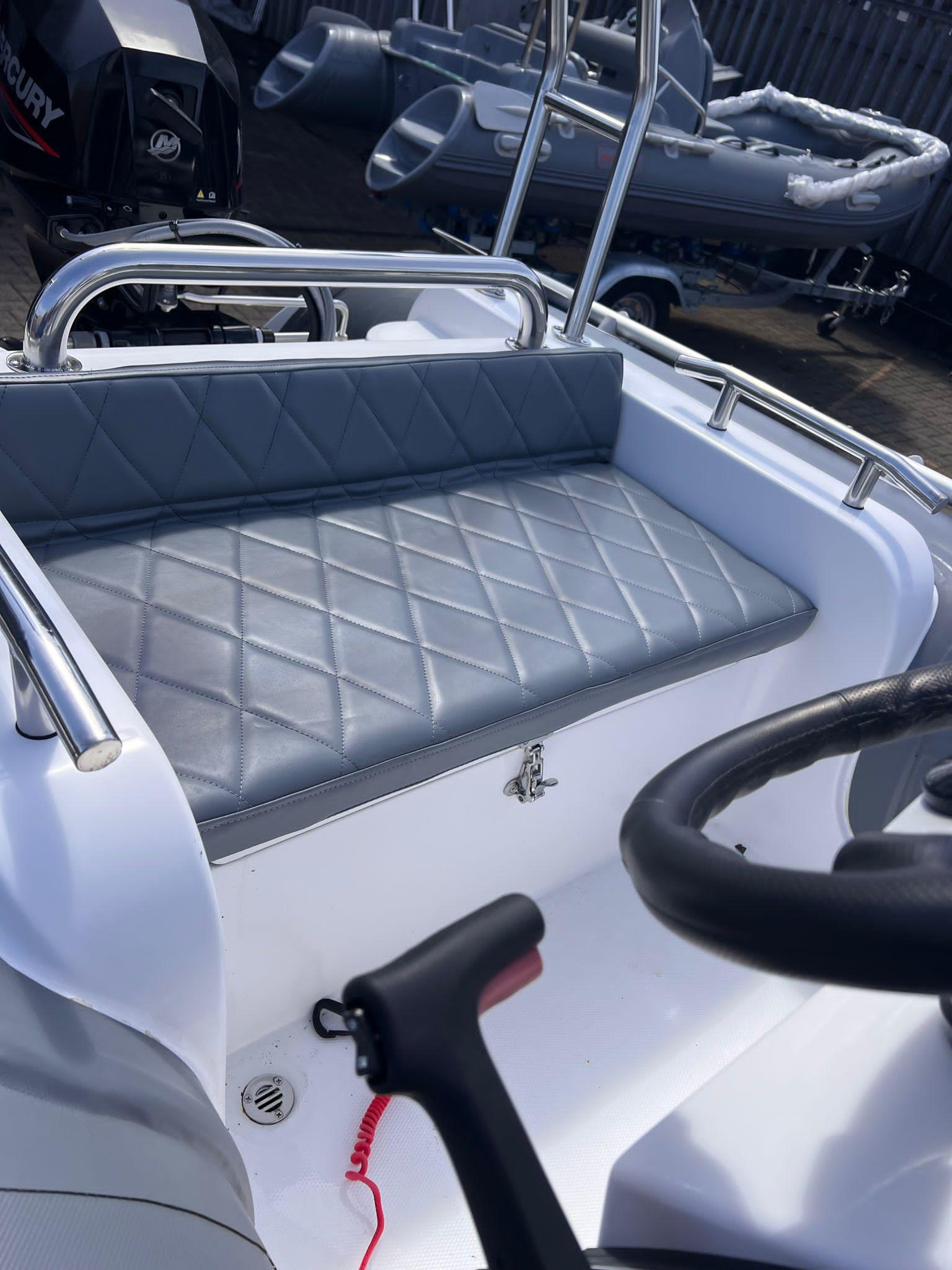 2022 Escape 360 RIB Kaufen - YachtWorld