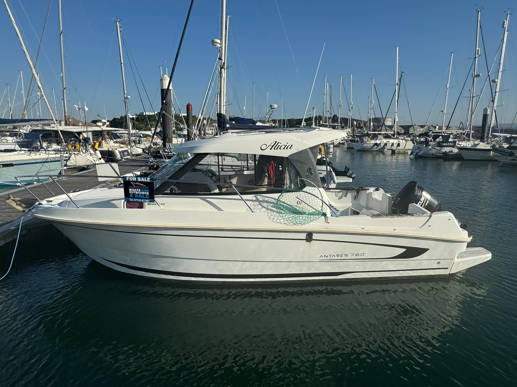 Used 2012 Beneteau Antares 7.80 - Devon | TopBoats