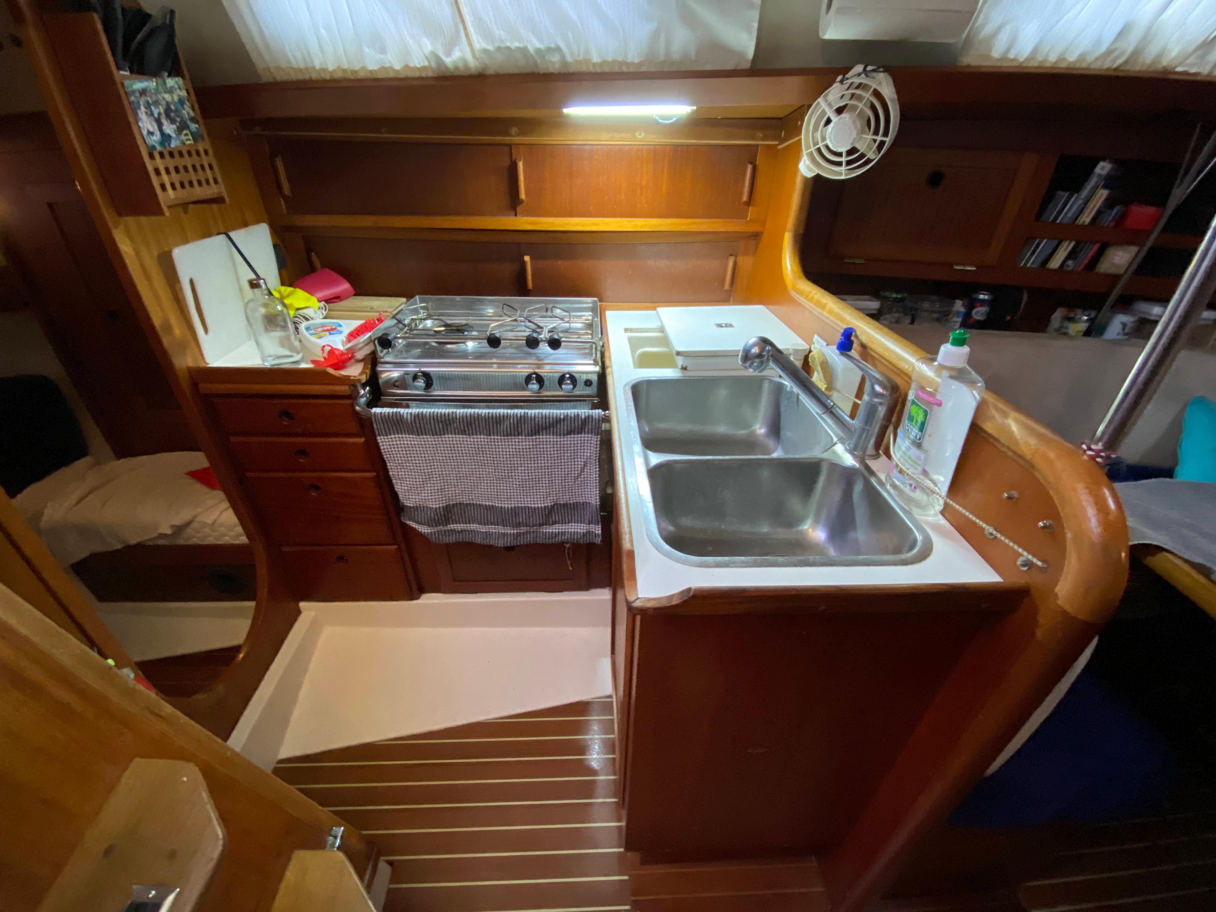 1994 Omega Omega 36 Cruiser for sale - YachtWorld