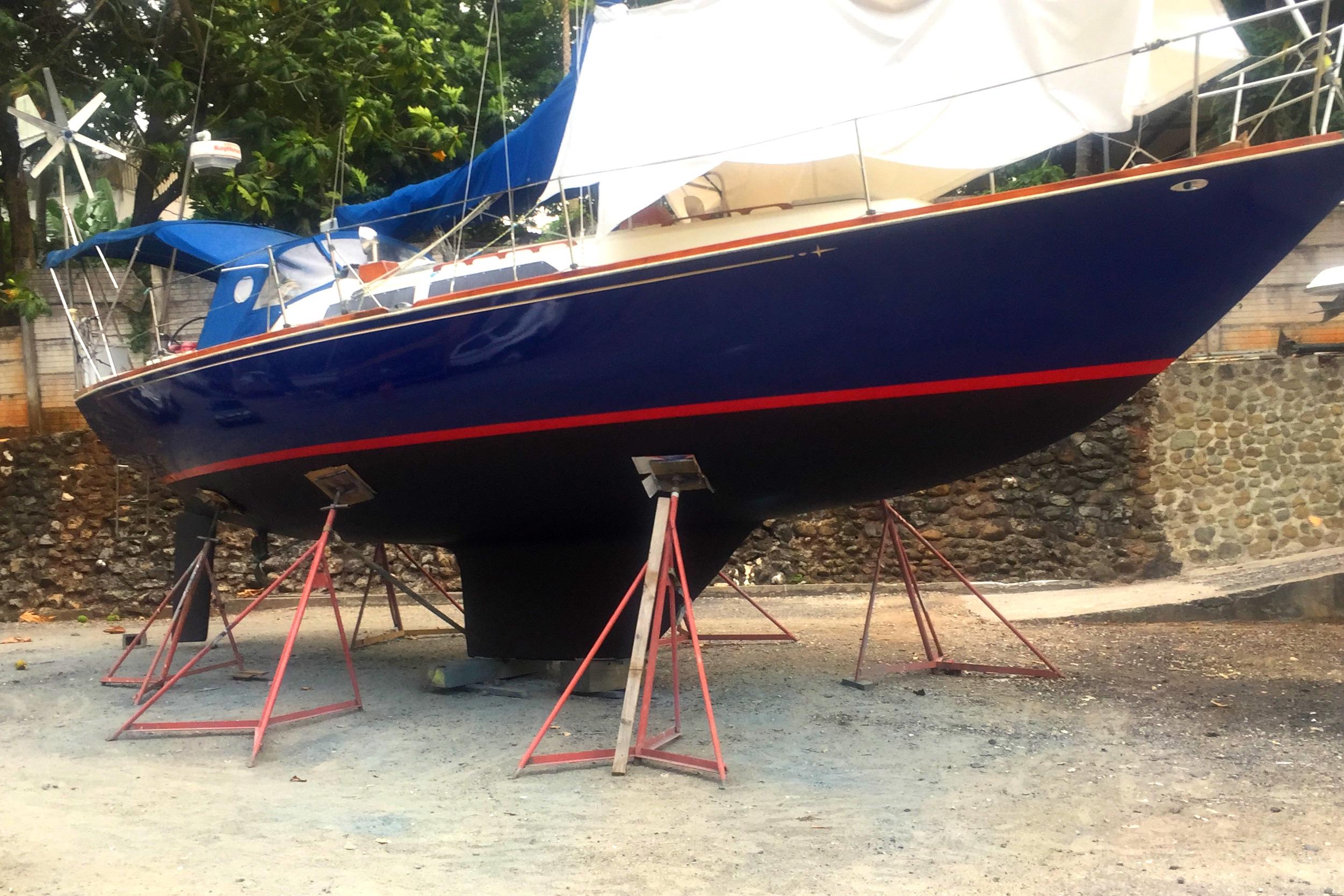 1979 C&C Landfall 38 Sloop for sale - YachtWorld