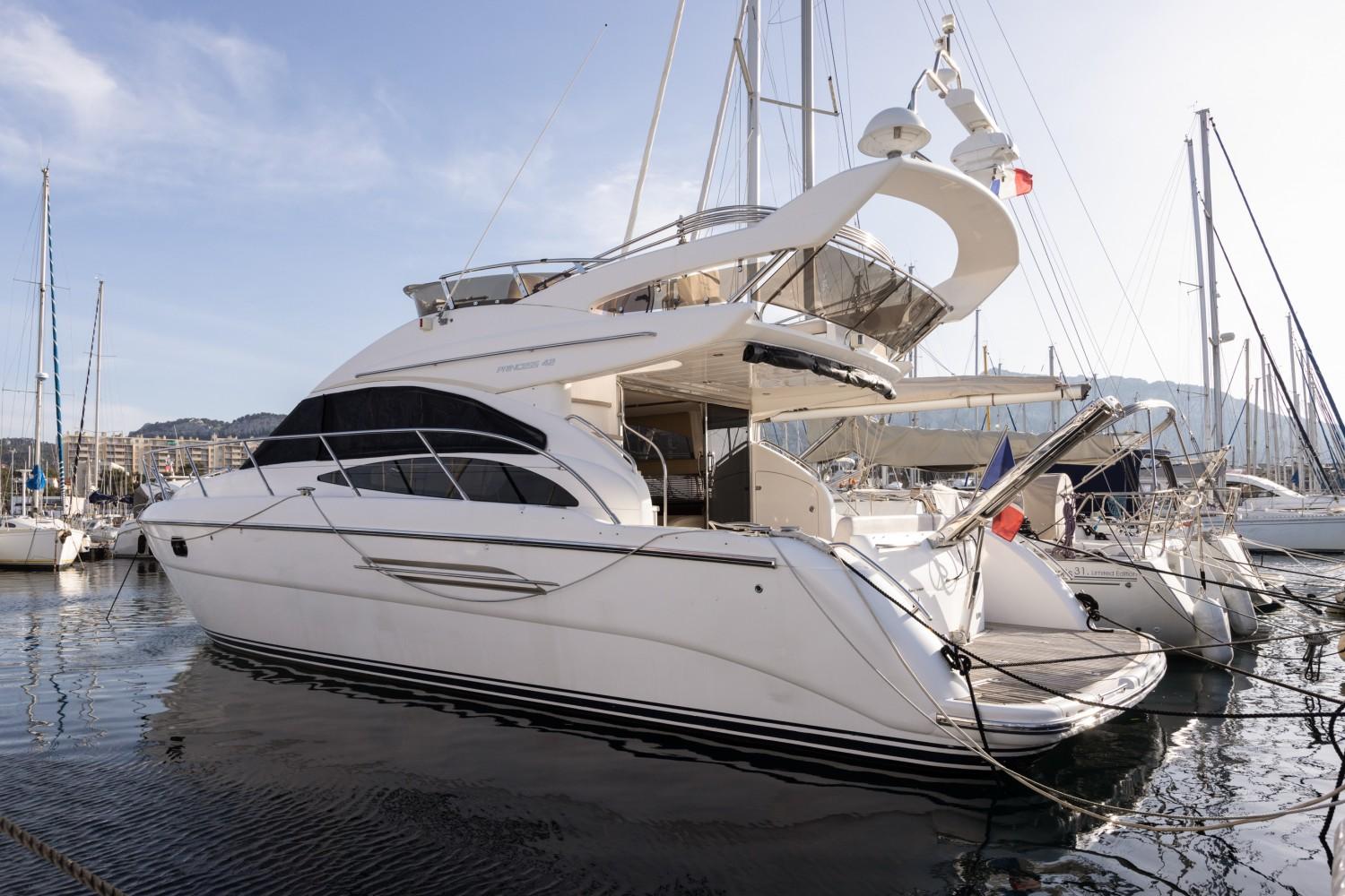 Tweedehands 2008 Princess 42 Fly Marseille , Bouches-du-Rhône ( 13 ...